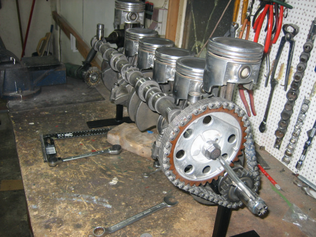Skeleton engine - Non-Skoda Projects - BRISKODA