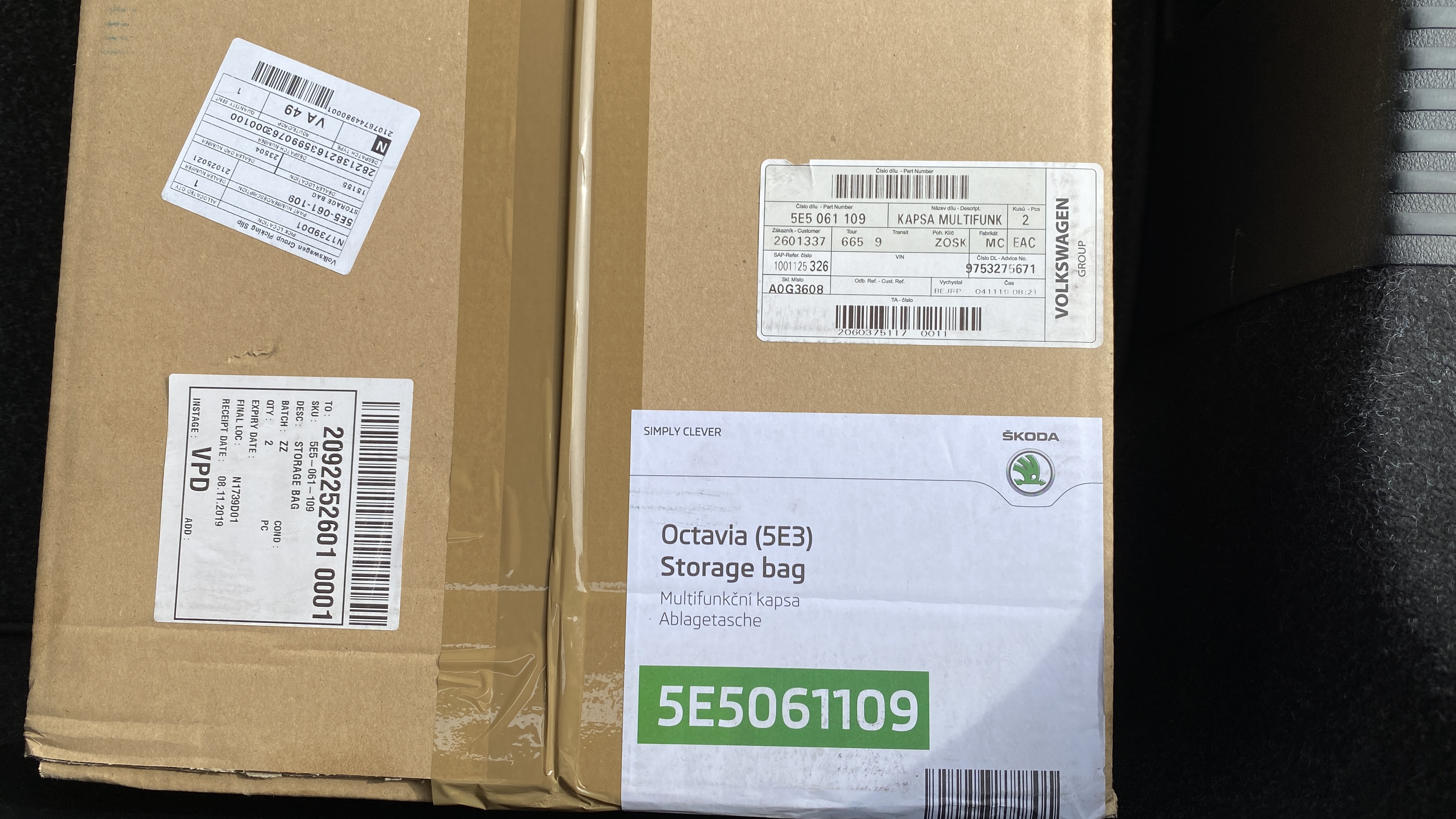 Storage Box under parcel shelf - Skoda Octavia Mk3 (2013 - 2020) - BRISKODA