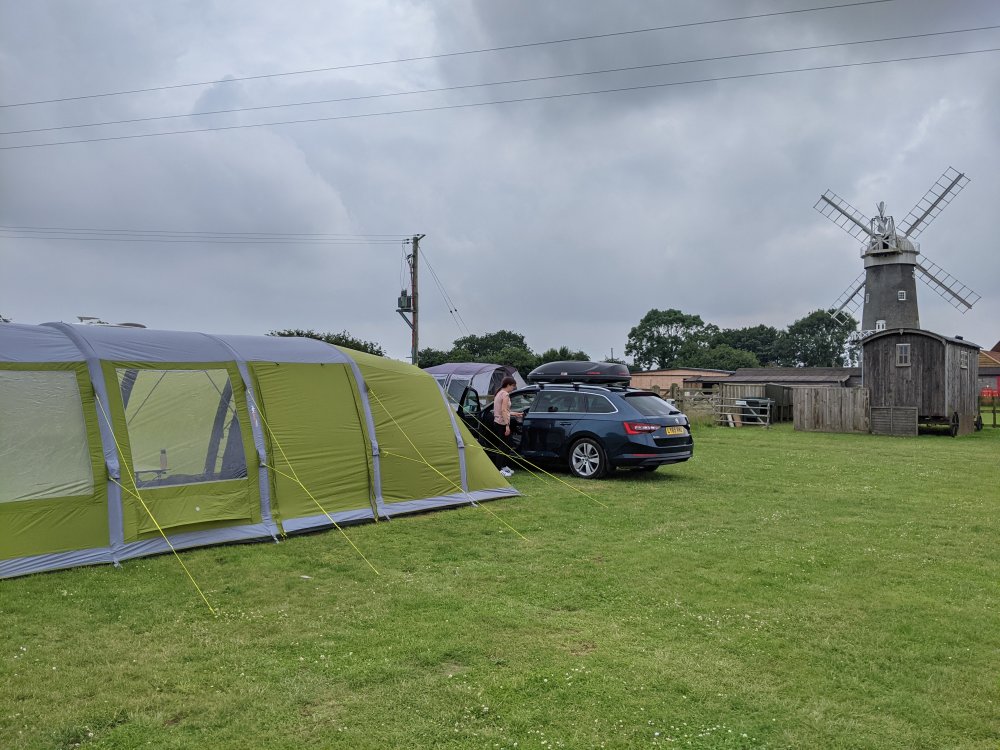 New Dad Wagon - Hellos and Goodbyes - BRISKODA