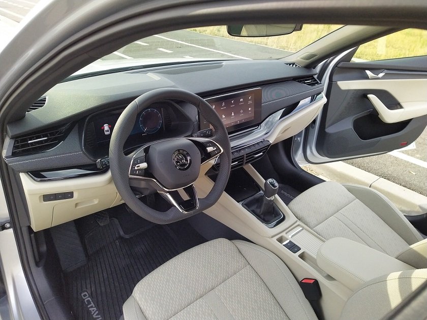 Beige interior or not? - Skoda Octavia Mk4 (2020 > ) - BRISKODA
