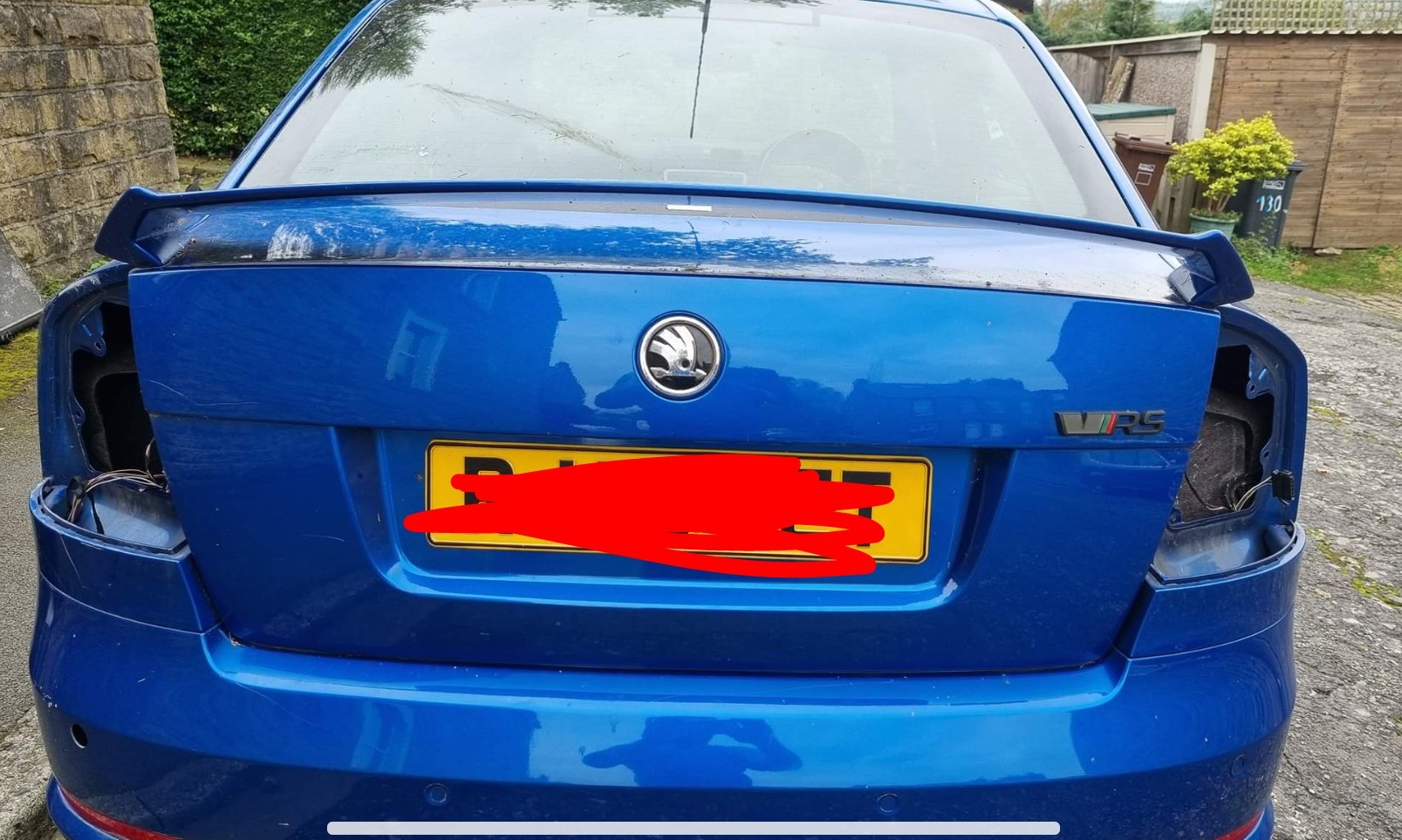 Boot lid with spoiler (MK2 VRS) - Skoda Octavia Mk2 (2004 - 2013 ...