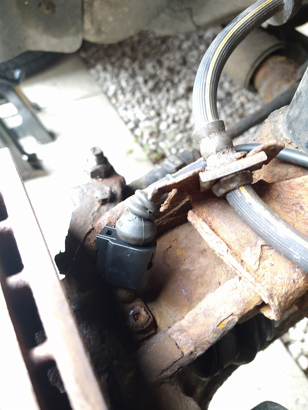 Abs wire fault, corroded. Fault code 00285 - Skoda Fabia Mk2 (2007-2014 ...