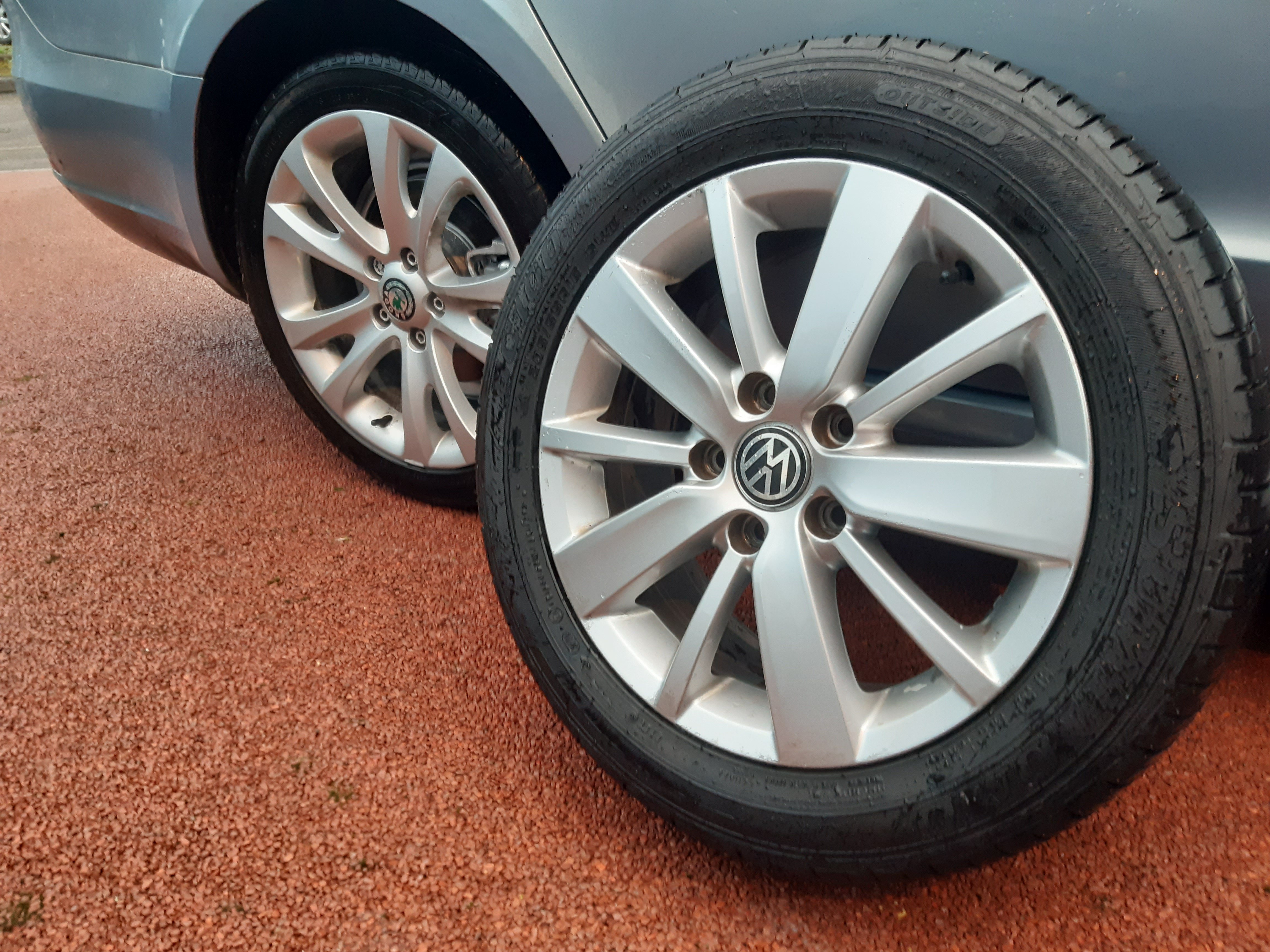 Standard octavia on 17" wheels - Skoda Octavia Mk2 (2004 - 2013) - BRISKODA