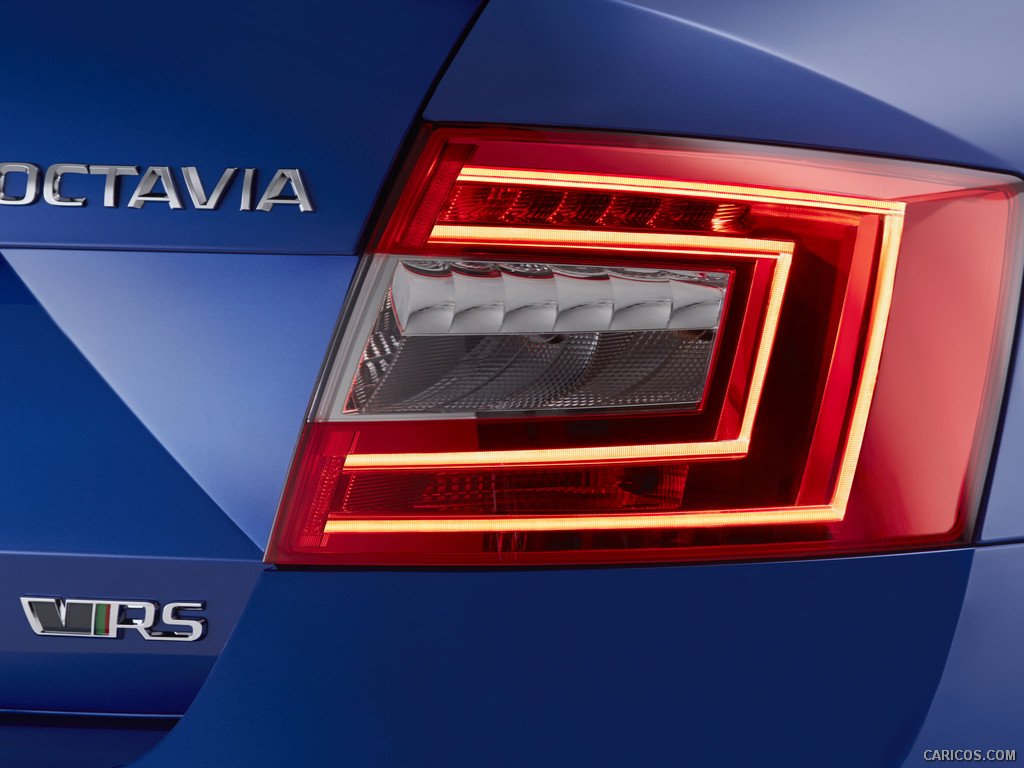 Skoda octavia rear light cluster store