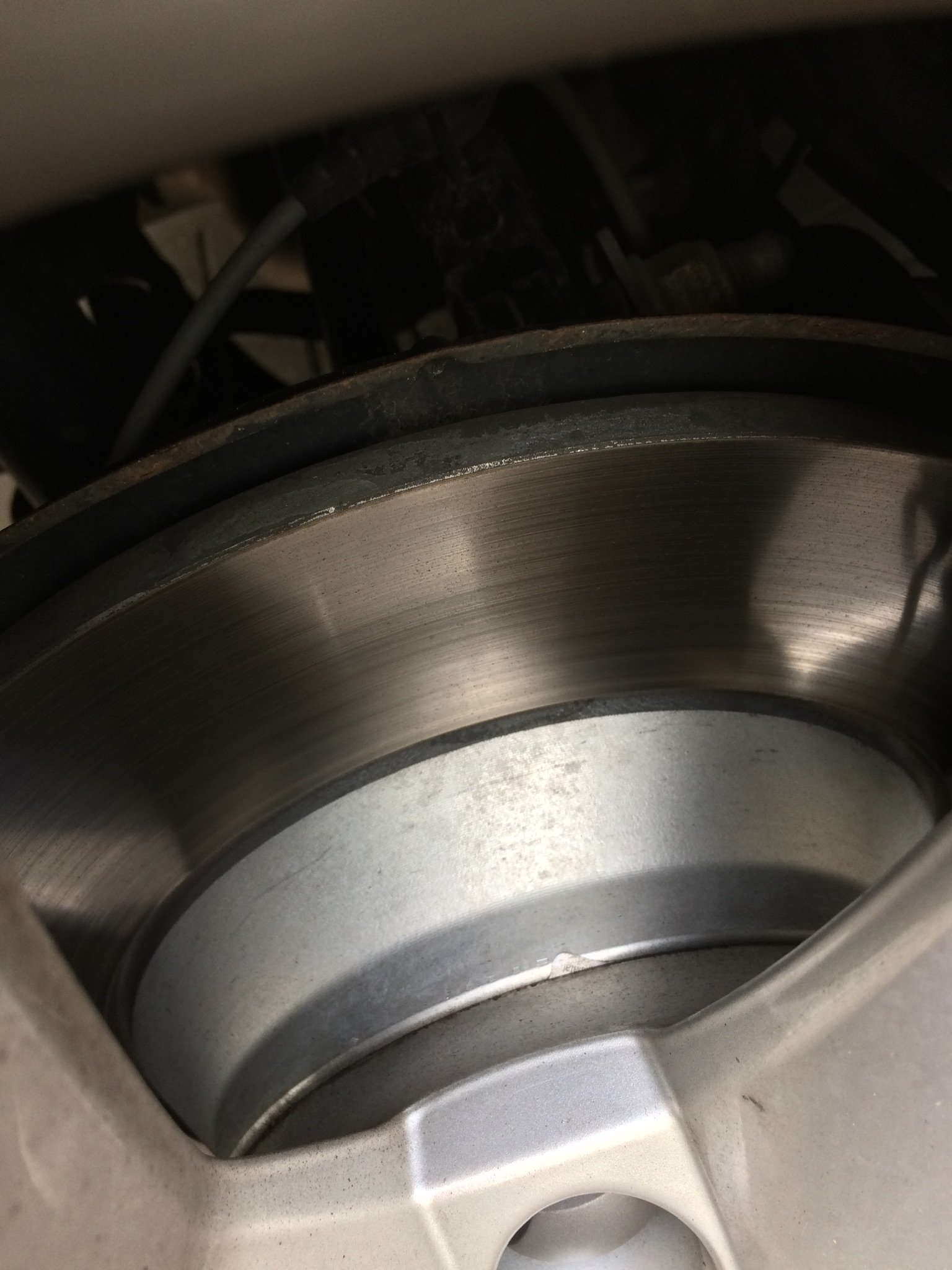 Scored rear brake discs - Škoda Kamiq - BRISKODA