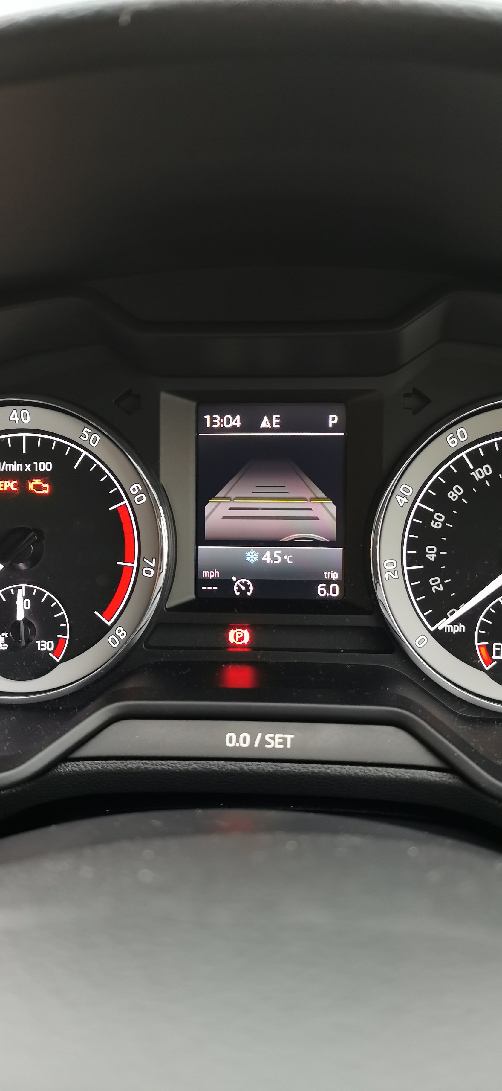 P008700 - Fuel Rail/System Pressure - Too Low - Skoda Fabia Mk2 (2007 ...