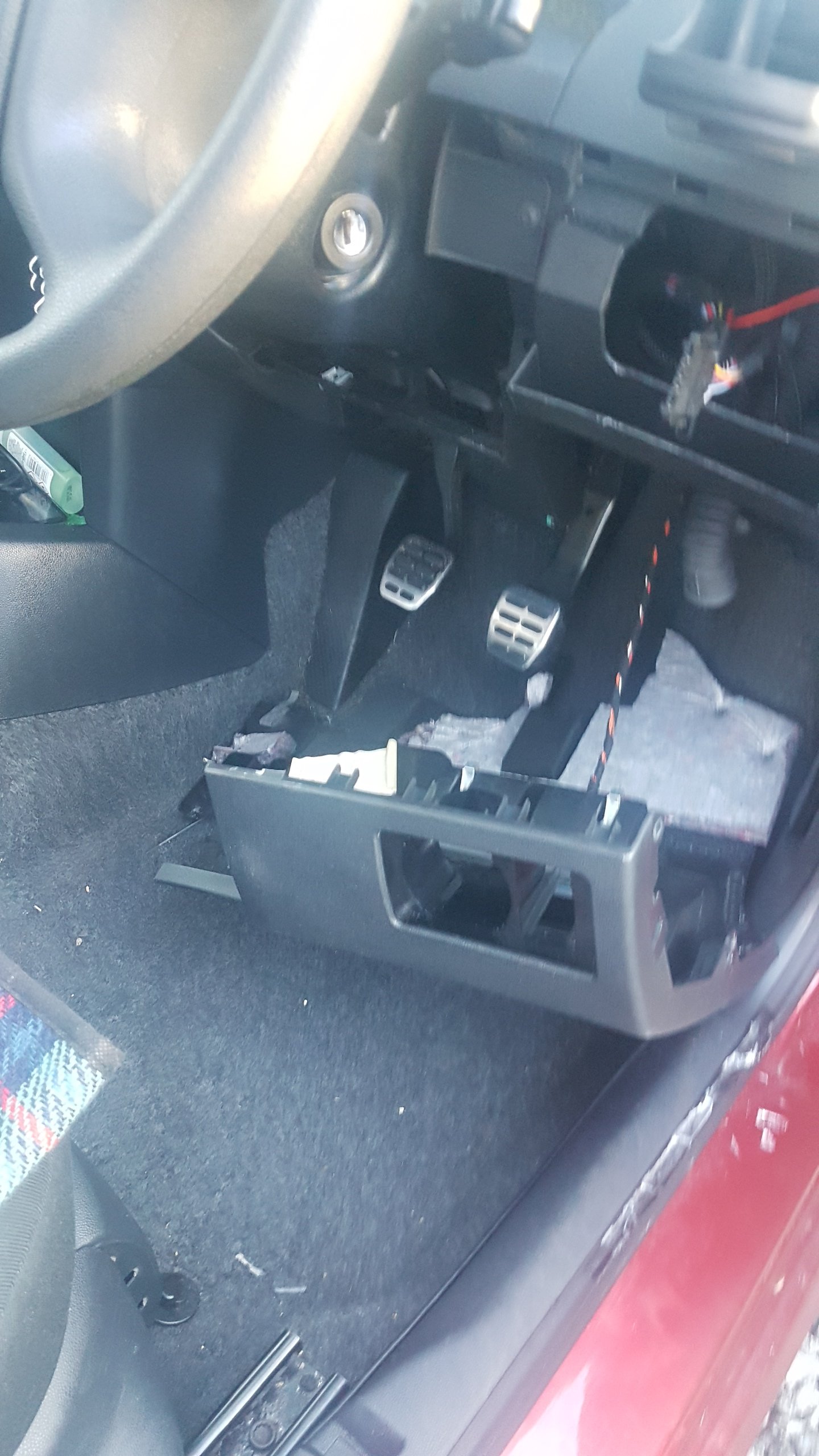 Sticking accelerator on '56 Fabia vRS - Skoda Fabia Mk1 (1999-2007 ...