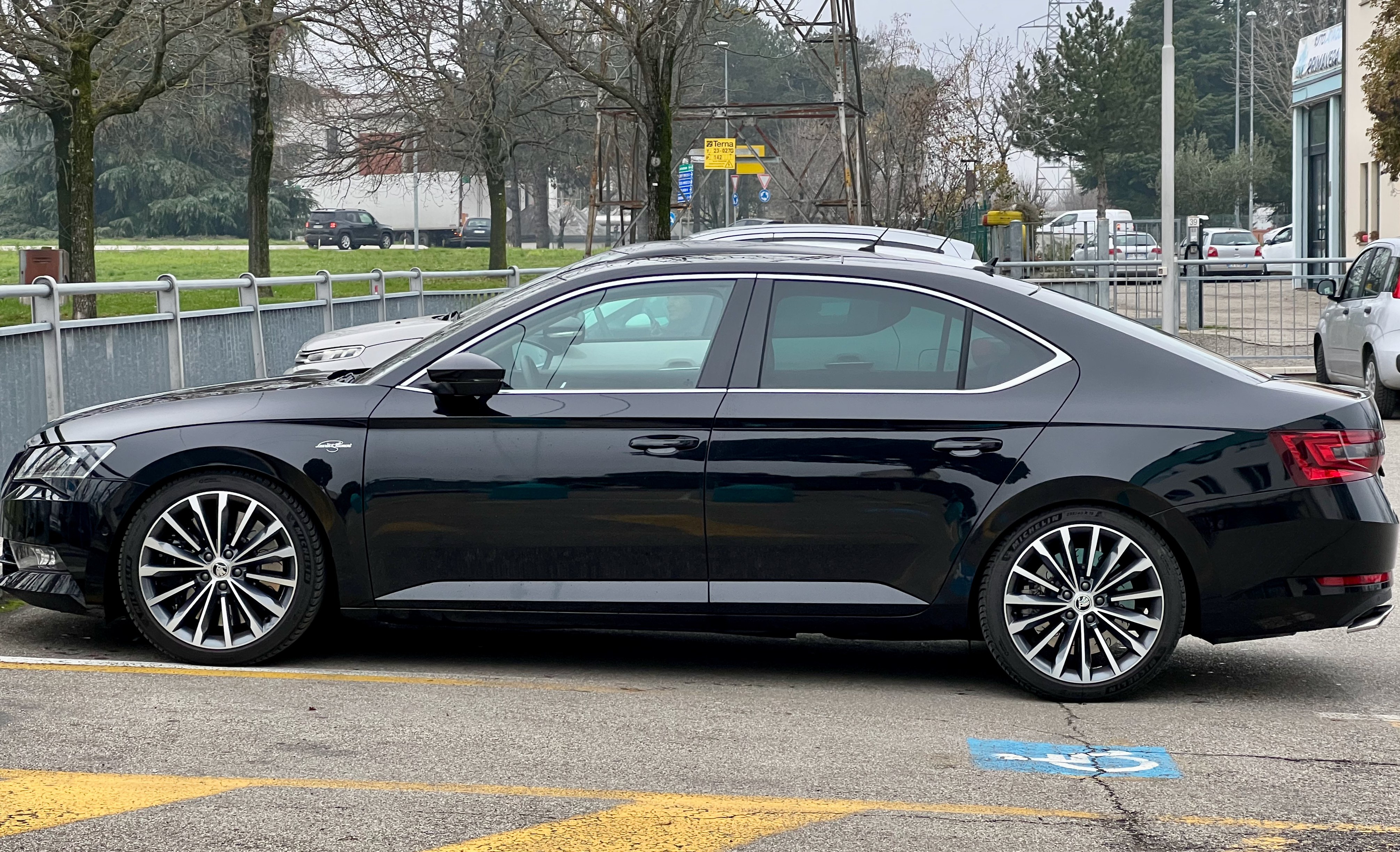 Big brake kit options on the 272 Superb? - Skoda Superb Mk3 (2015 ...
