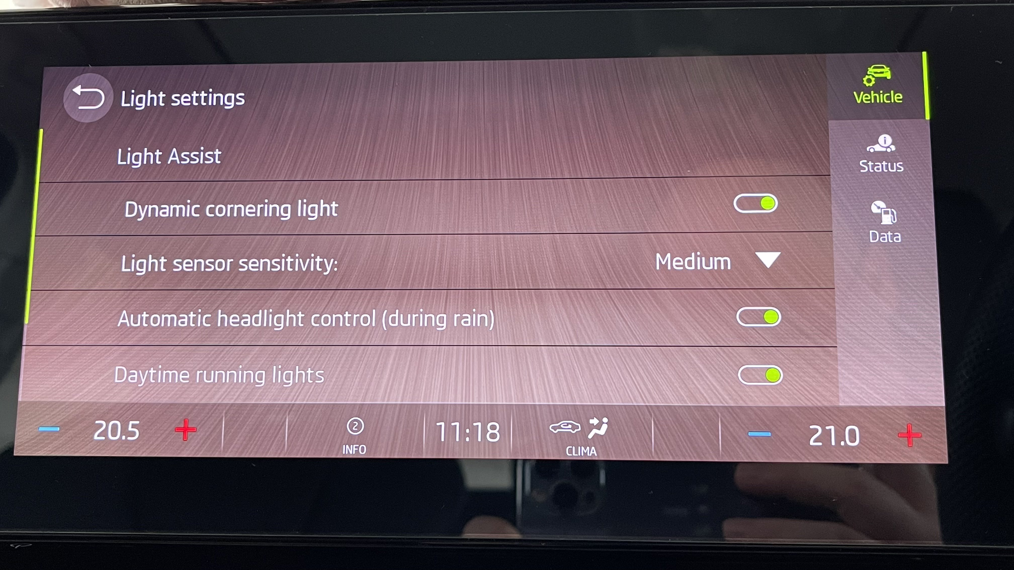 Dynamic Light Assist (DLA) on Matrix LED System - Skoda Octavia Mk4 ...