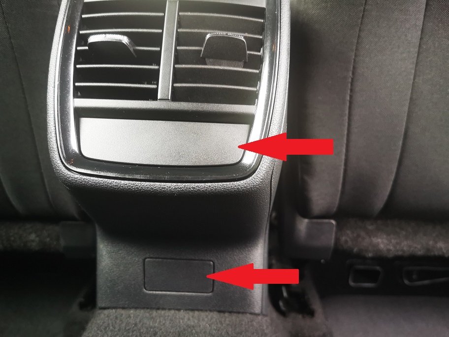 RetroFit Rear USB - Škoda Kamiq - BRISKODA