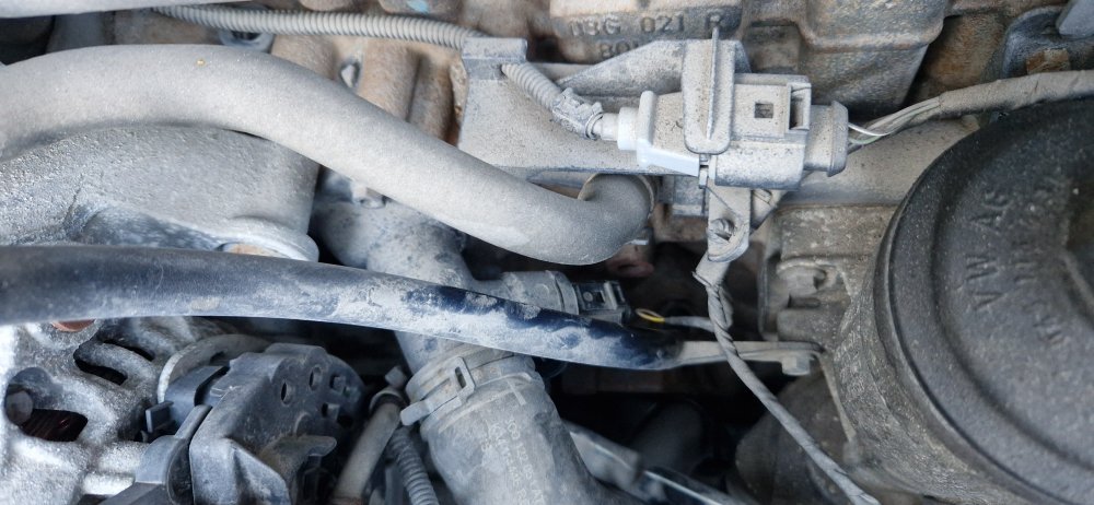 G62 Coolant Temperature sensor placement 2.0TDI BMM Engine - Skoda ...