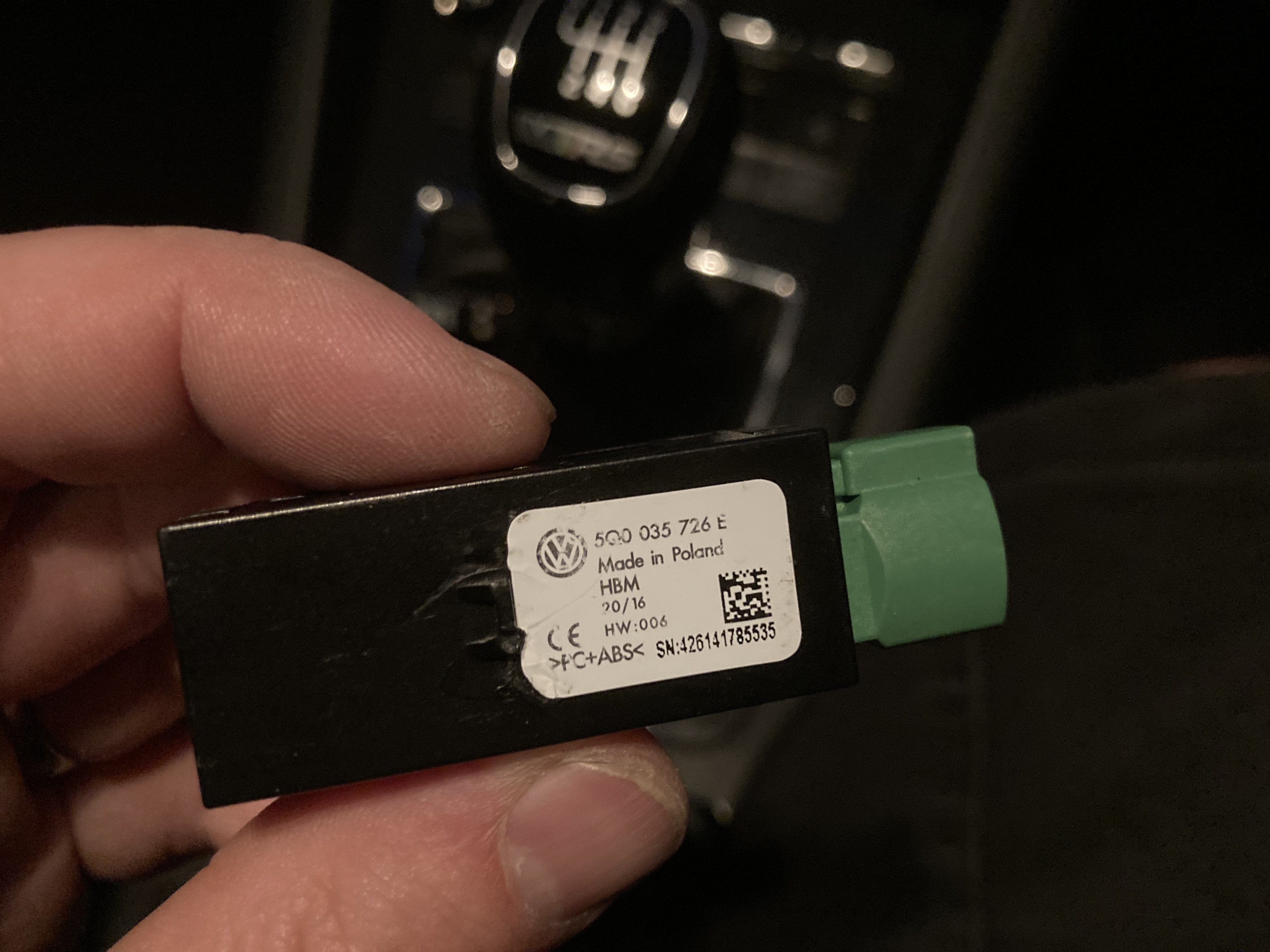 Changing to Mirrorlink/Smartlink compatible USB-plug - Skoda Octavia ...