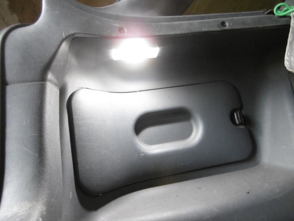 Boot light - Skoda Favorit, Skoda Felicia, Skoda Fun and Skoda Forman ...