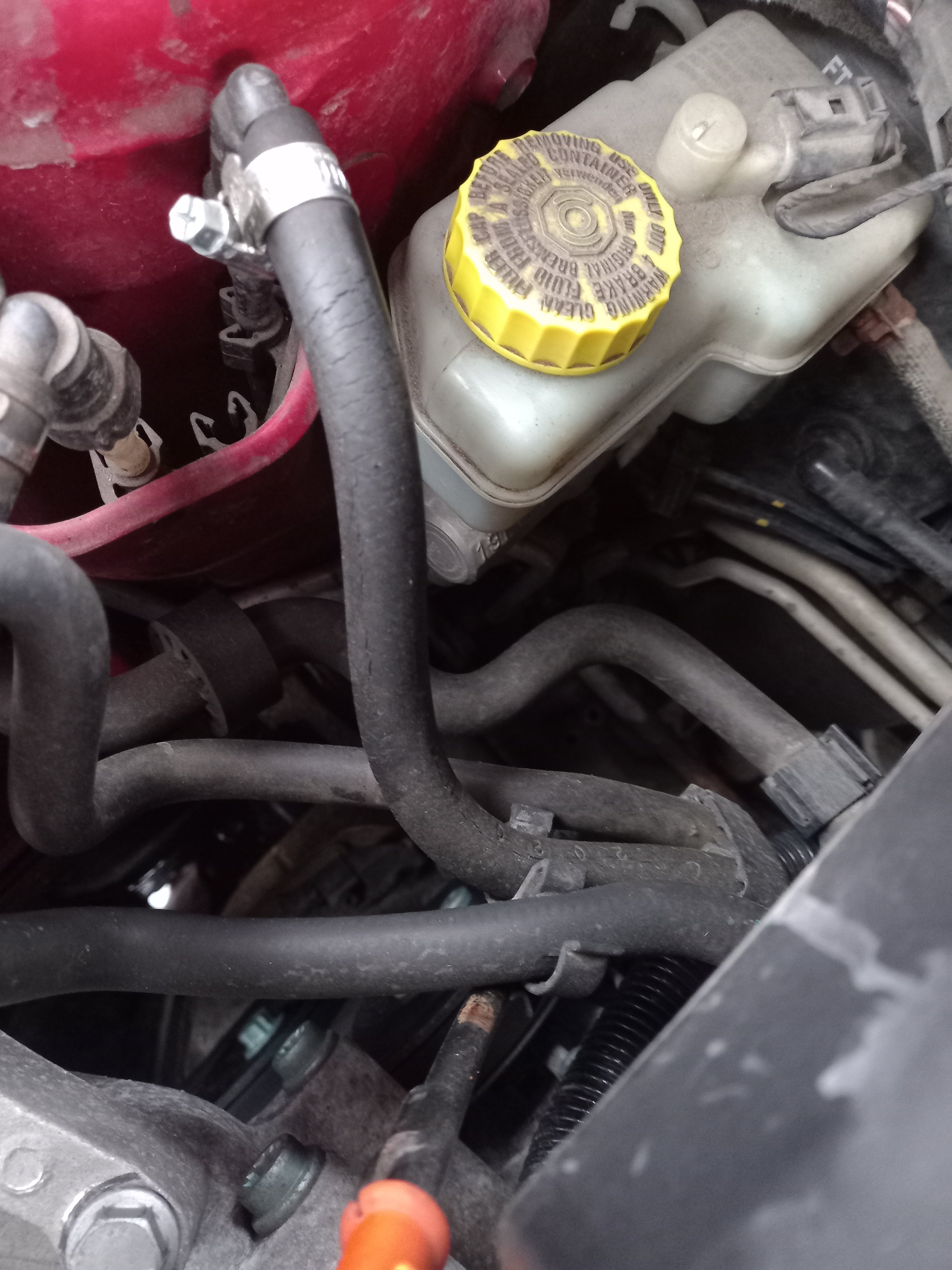 Diesel leak - perished fuel hose on 7yo car - Skoda Octavia Mk3 (2013 ...