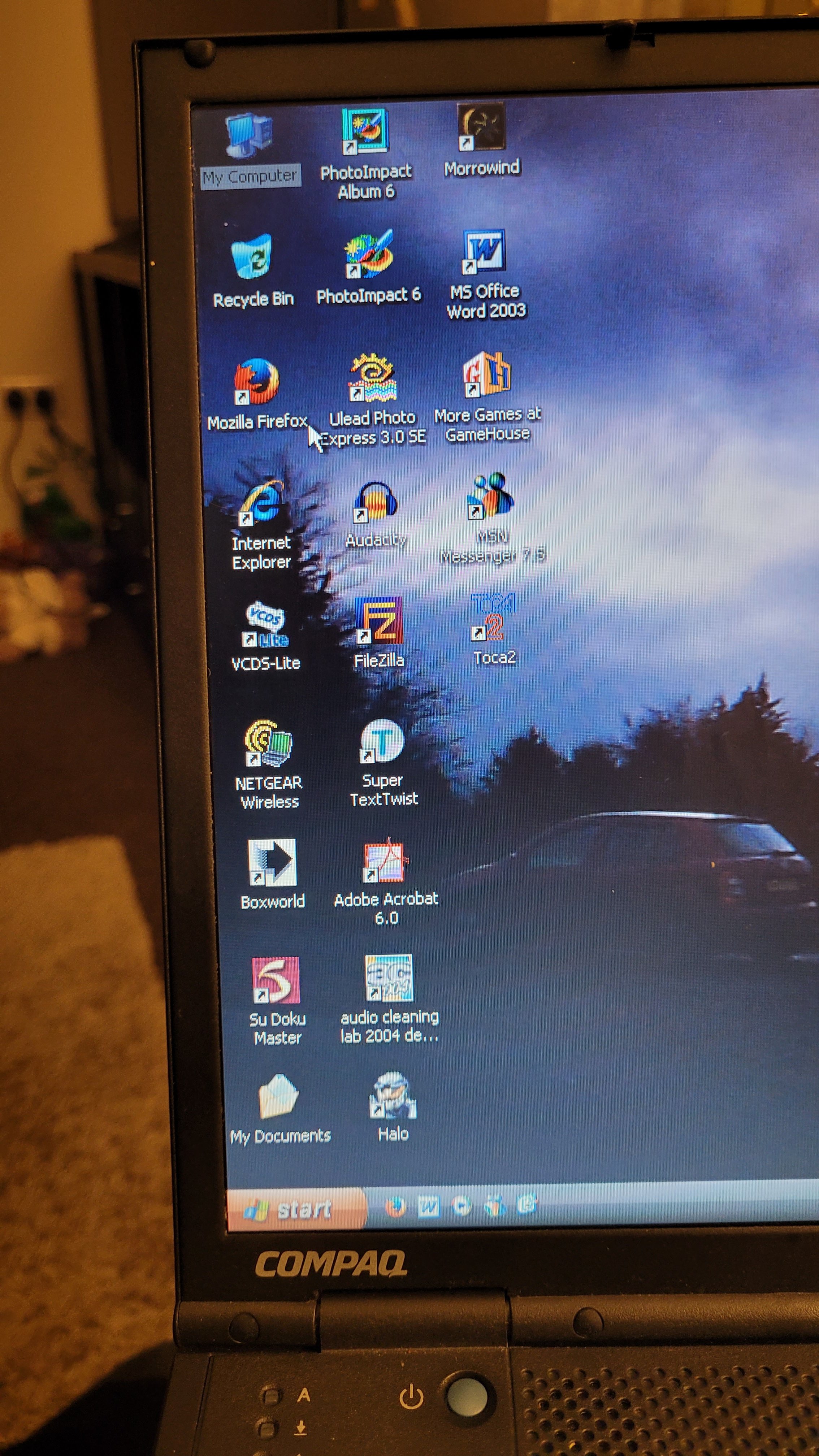 Scotland's Home for Decrepit Computers - The Technology Shed - BRISKODA