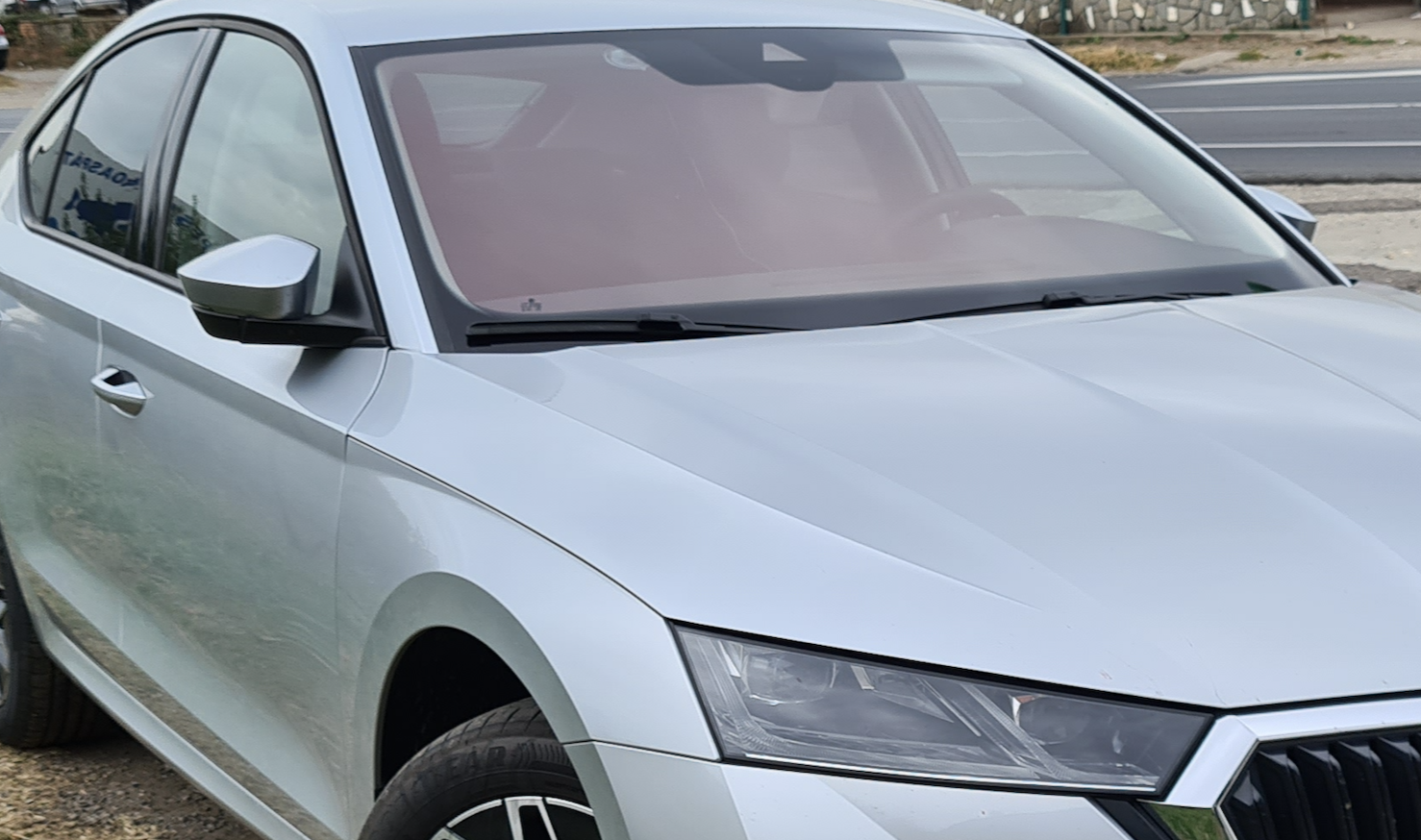 Octavia iV, 2020, front 'heated' screen? - Skoda Octavia Mk4 (2020 ...