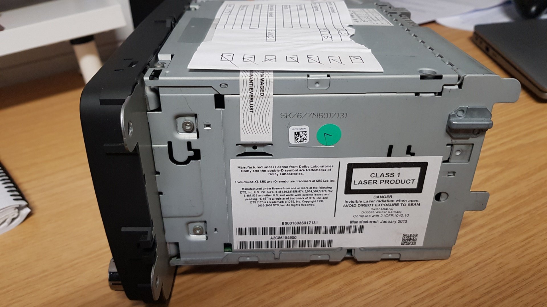 SOLD. Columbus Infotainment / SatNav head unit and spare GPS aerial ...