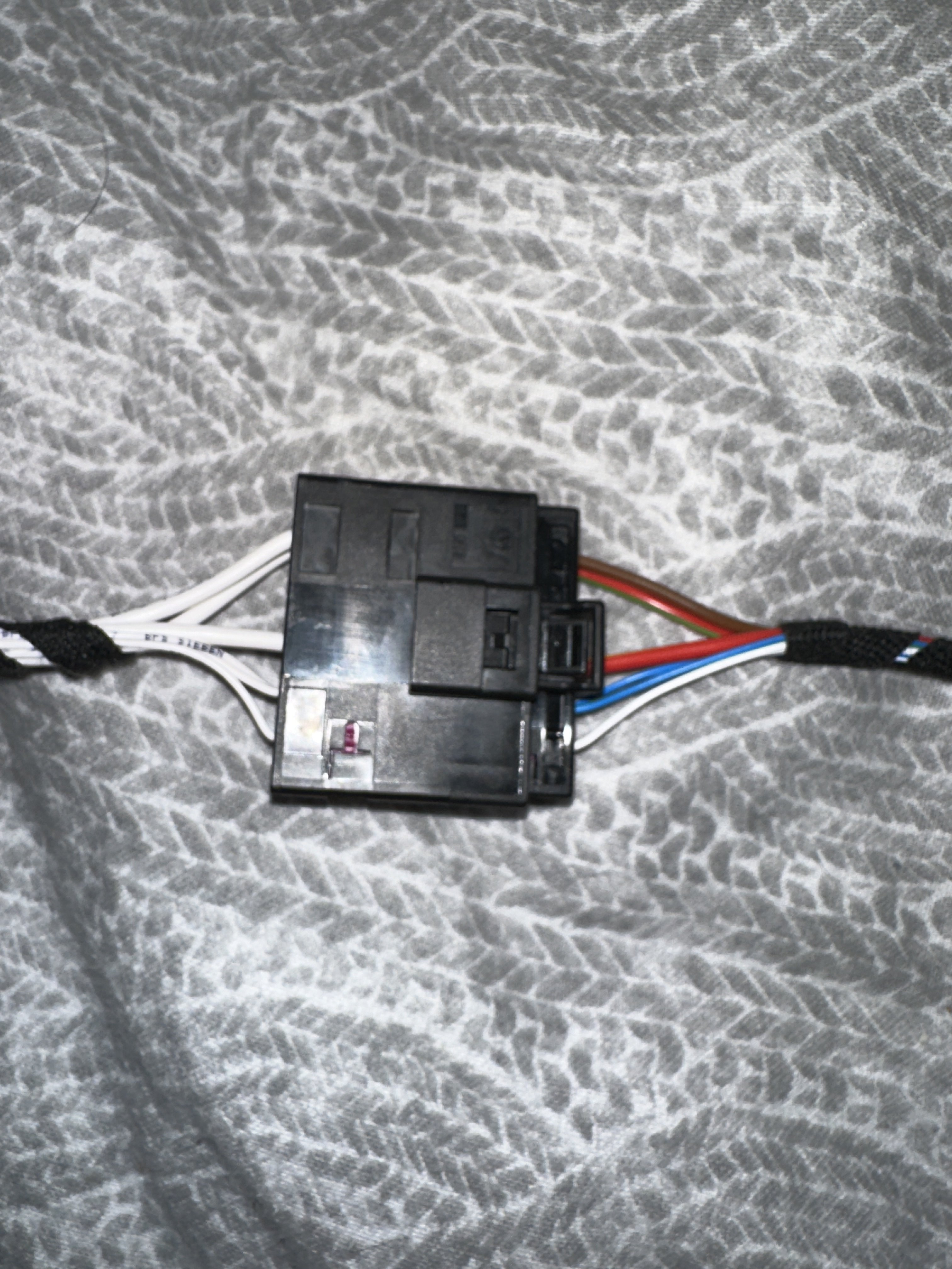 Heated Seats Retrofit - Skoda Octavia Mk2 (2004 - 2013) - BRISKODA