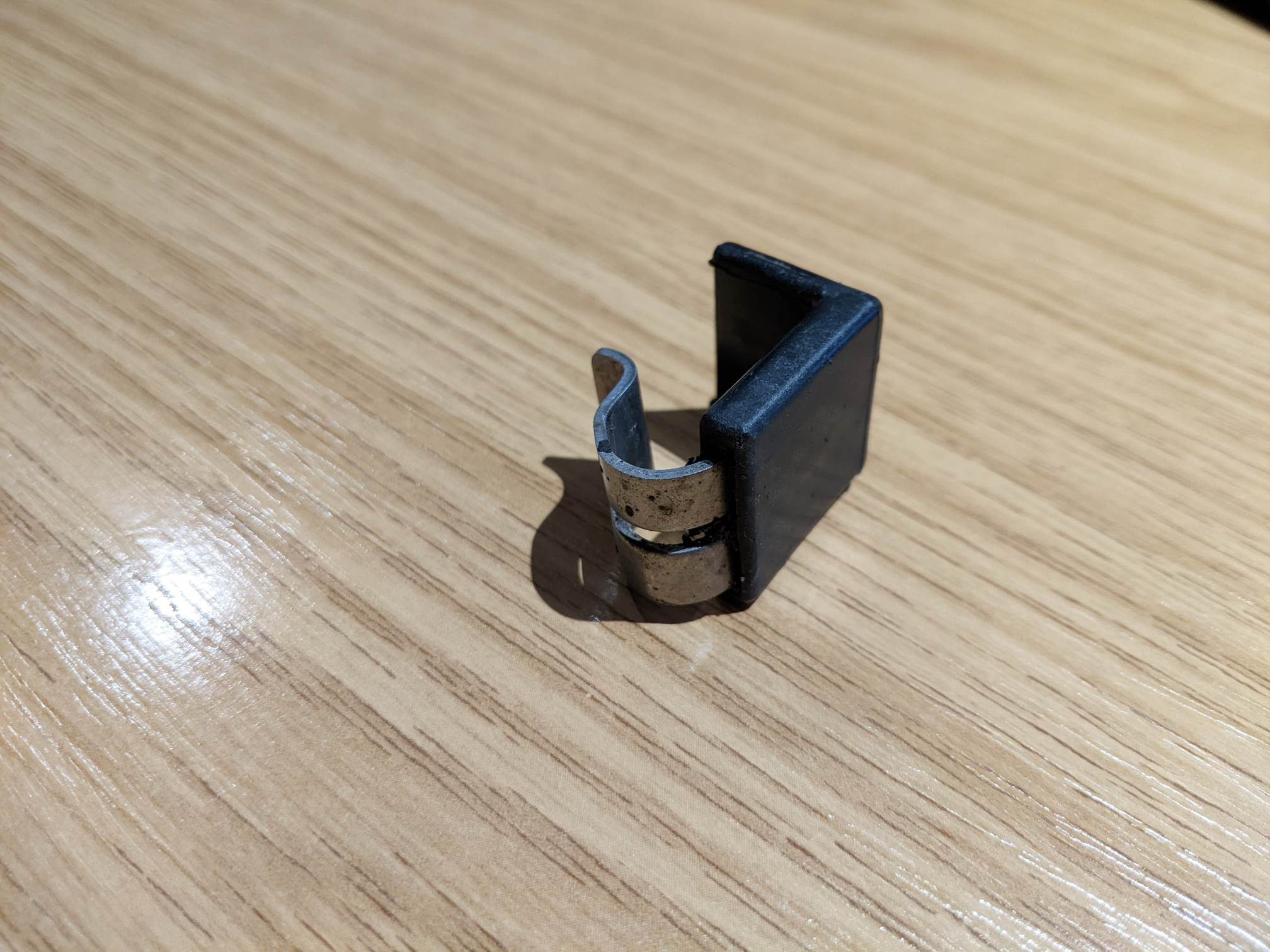 Felicia front mudguard clips - Skoda Favorit, Skoda Felicia, Skoda Fun ...