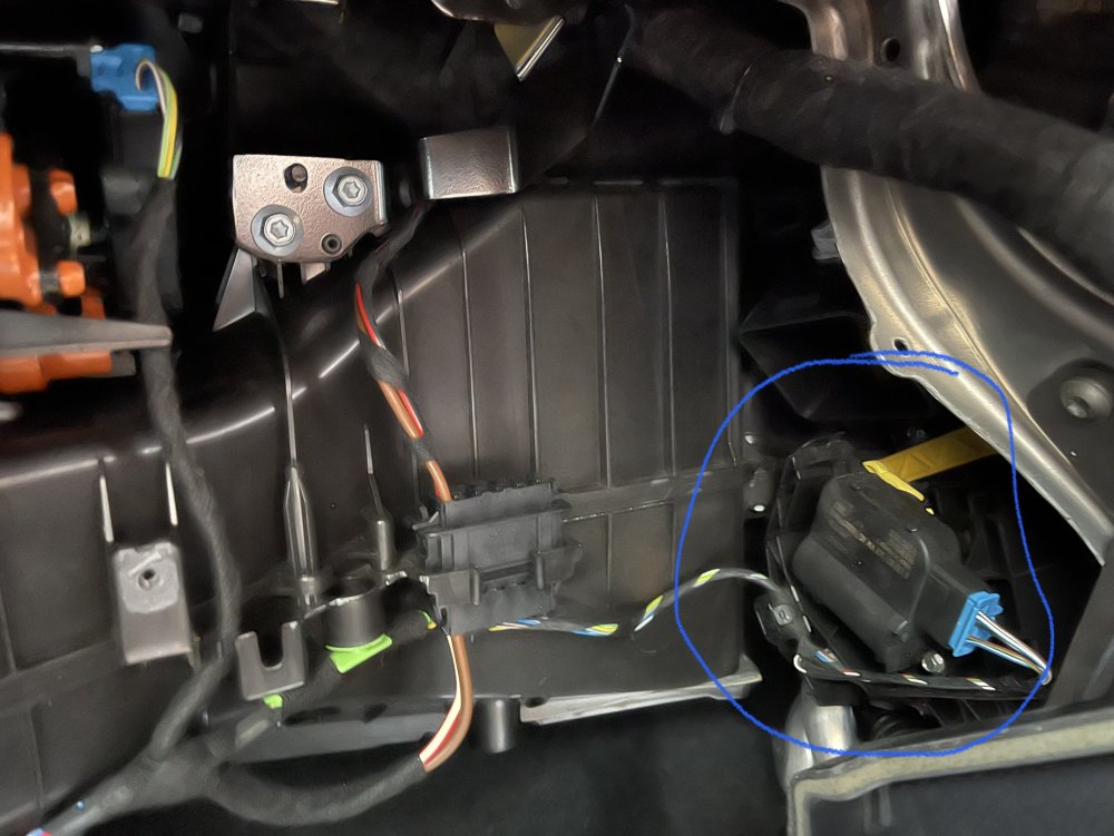 2010 2.0 TDI 170 Temperature control flap motors - climate control ...