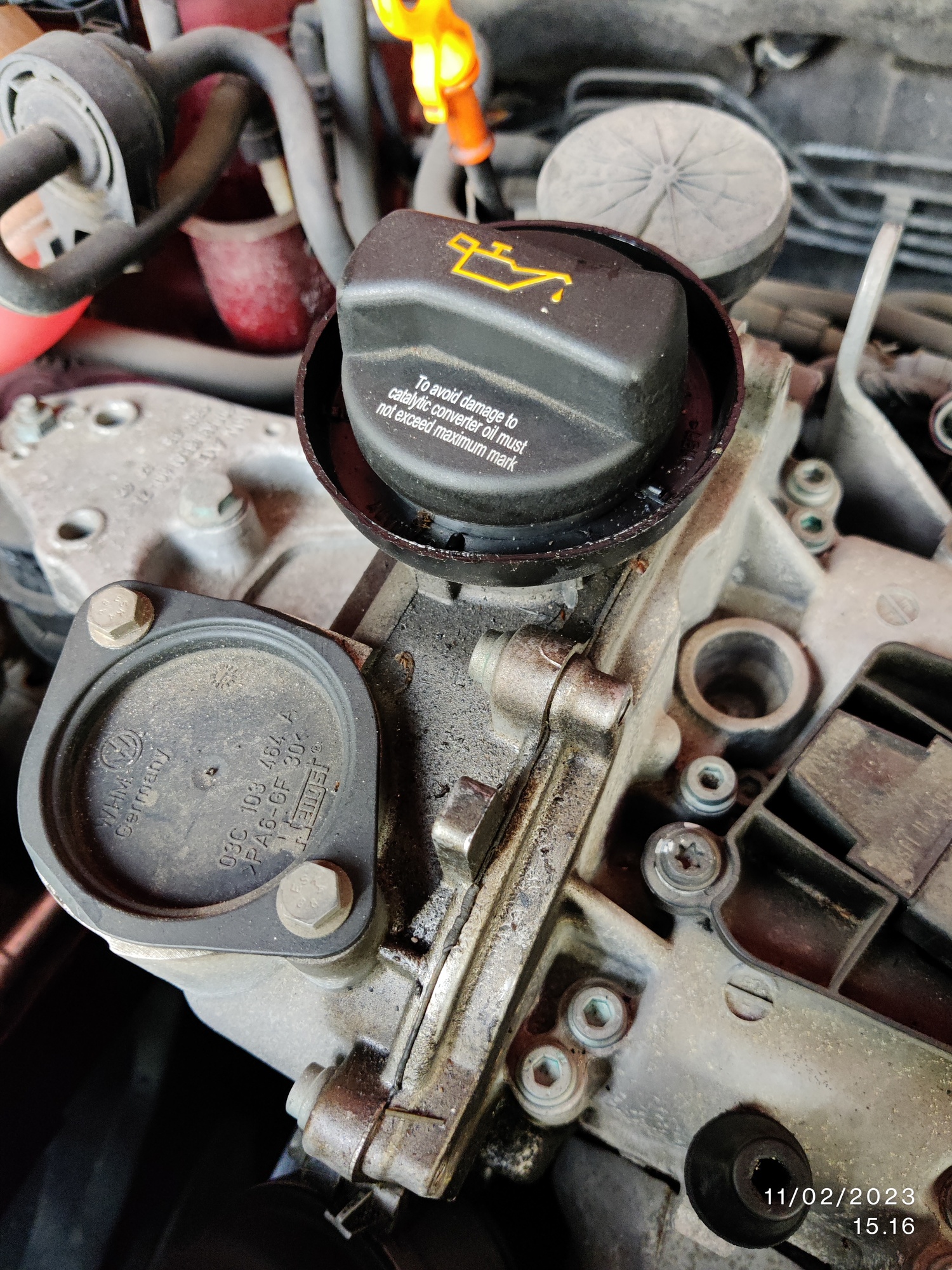 1.2 HTP oil consumption and possible leak - Skoda Fabia Mk1 (1999-2007 ...