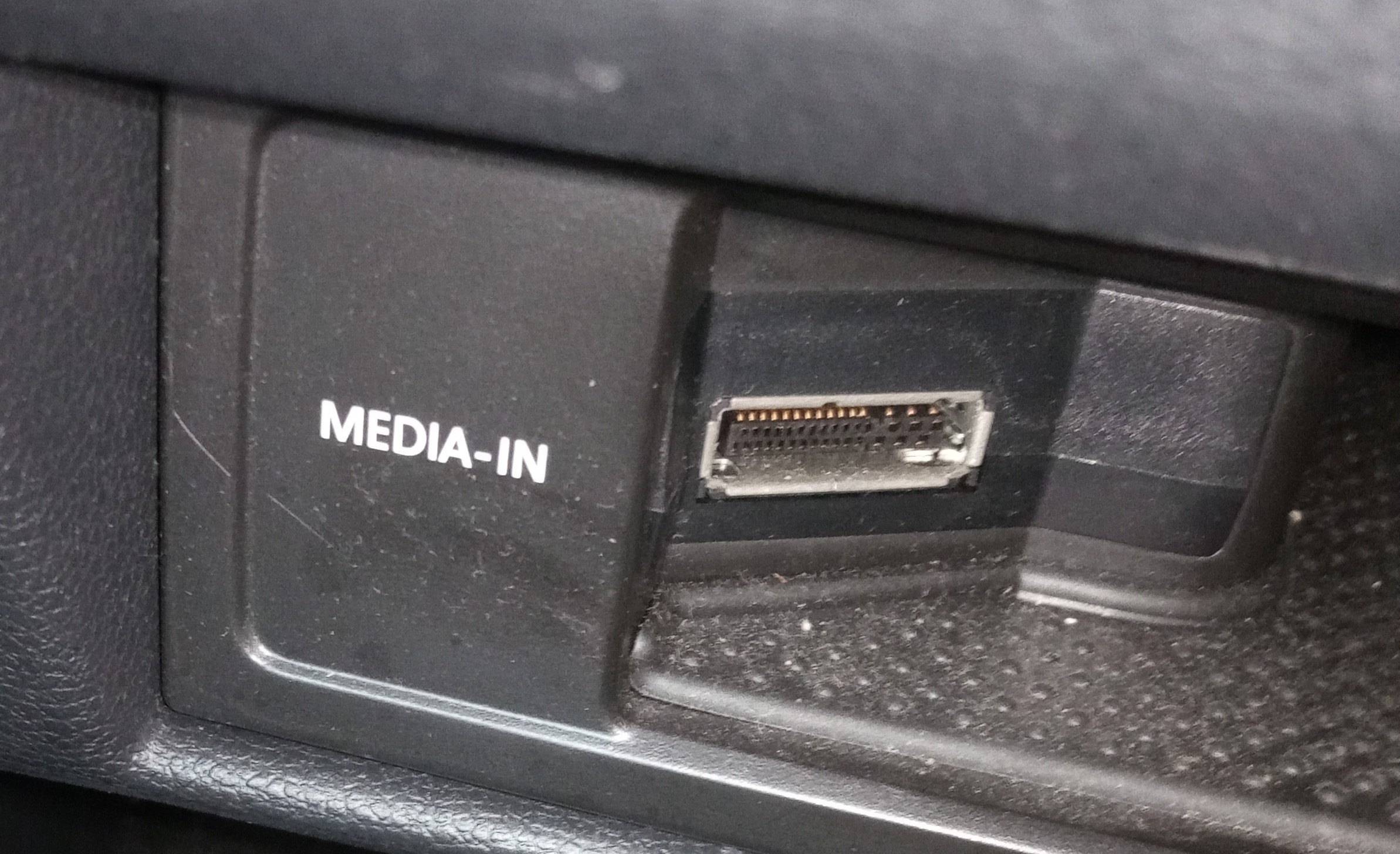 Which MDI cable to control Android? - Skoda Fabia Mk2 (2007-2014 ...