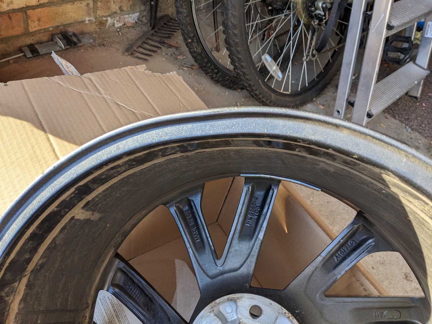Vega 19" alloy wheel, inside edge curbed, repairable, FREE - Parts For ...