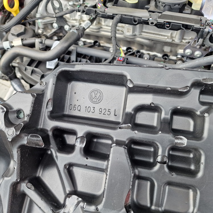 Old & New Engine Cover - Skoda Superb Mk3 (2015 - 2023) - BRISKODA