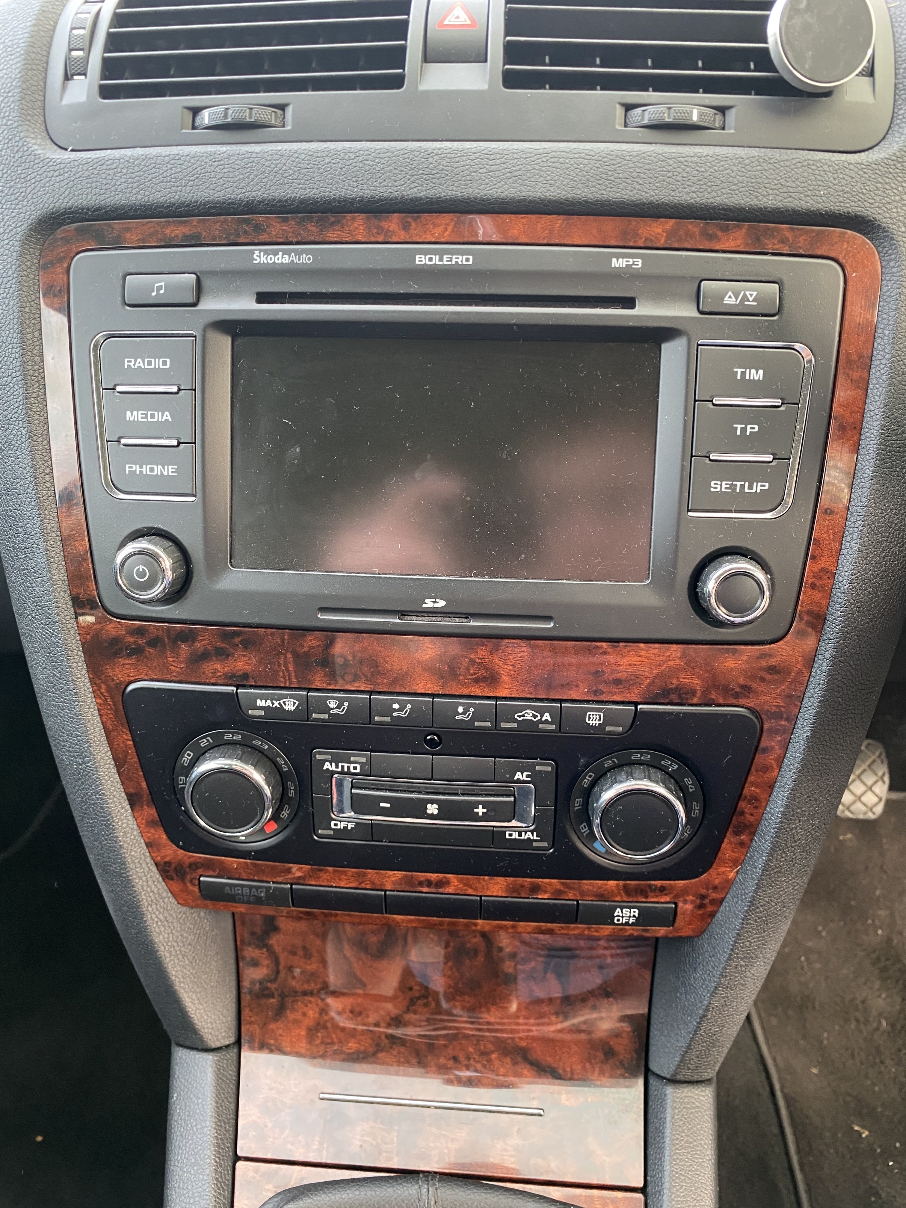 Interior Vinyl Wrapping - Skoda Octavia Mk2 (2004 - 2013) - BRISKODA