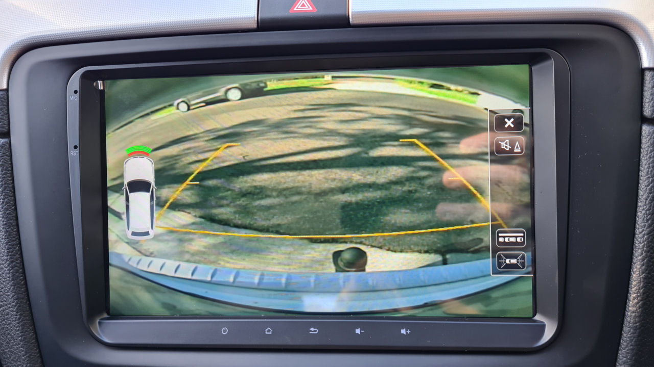 Eonon Q53Pro works fine with Skoda Sound System Amp - Skoda Superb Mk2 ...