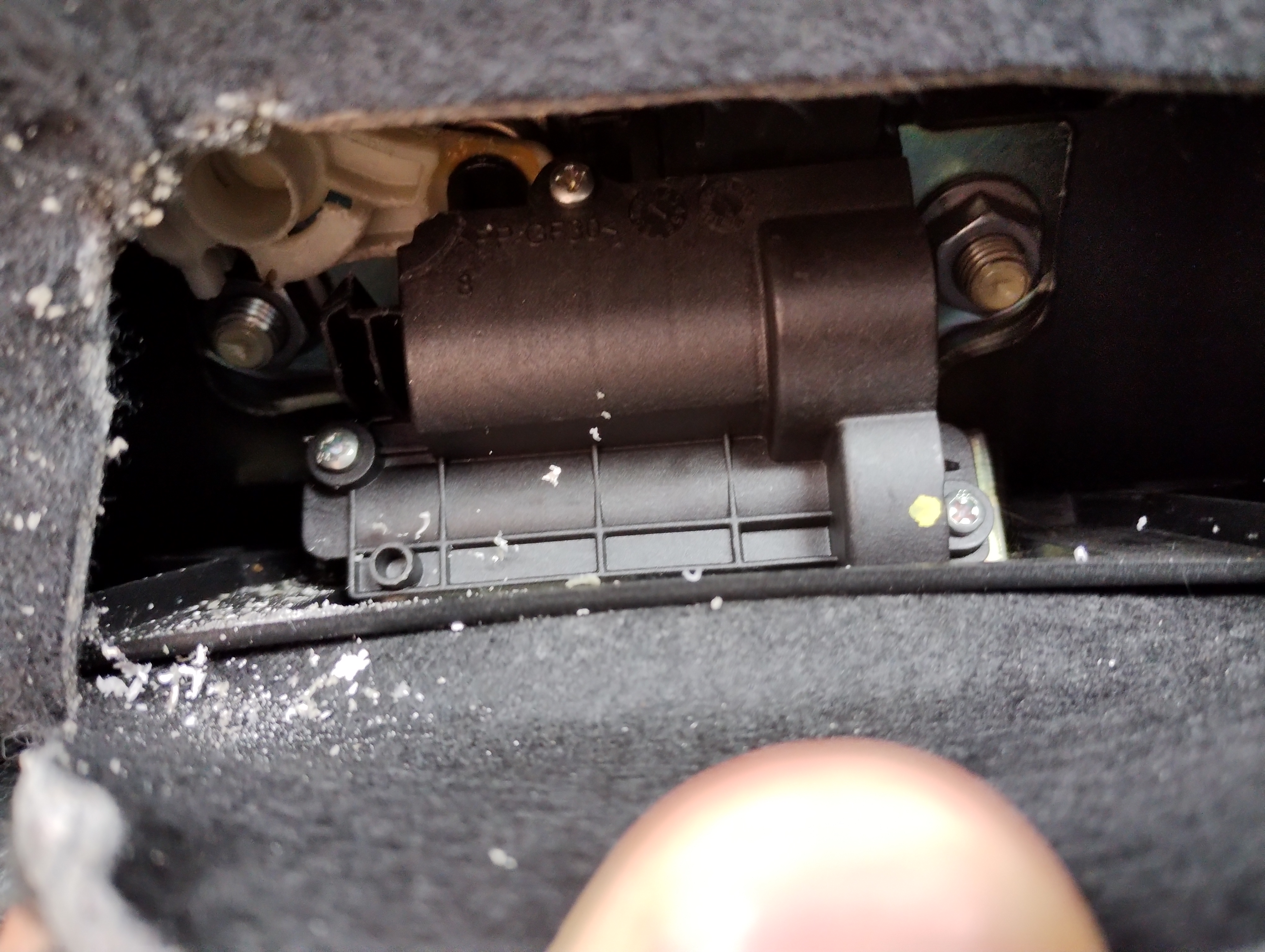 emergency boot opening needed - Skoda Superb Mk3 (2015 - 2023) - BRISKODA