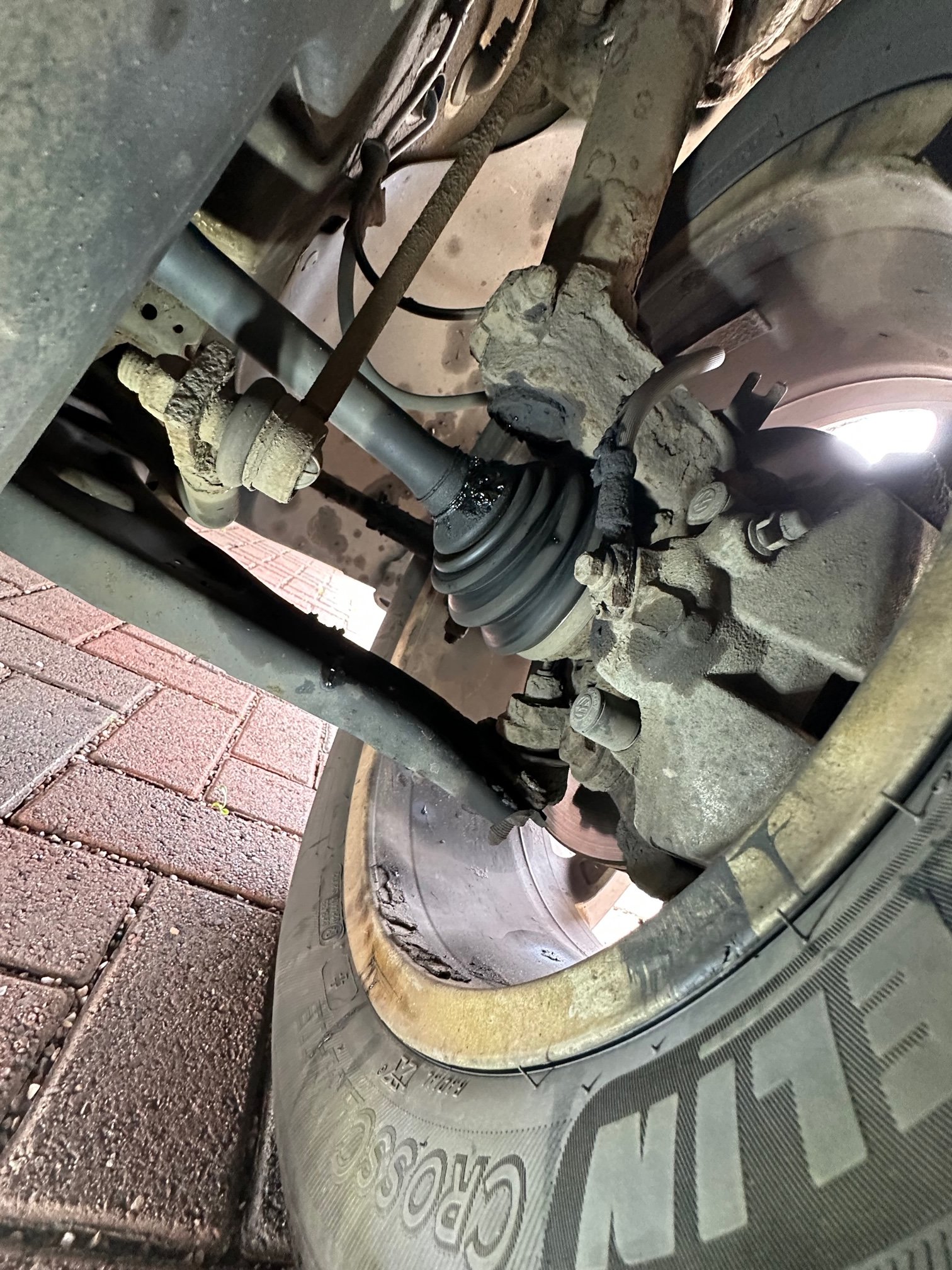 cv leak - Skoda Yeti - BRISKODA