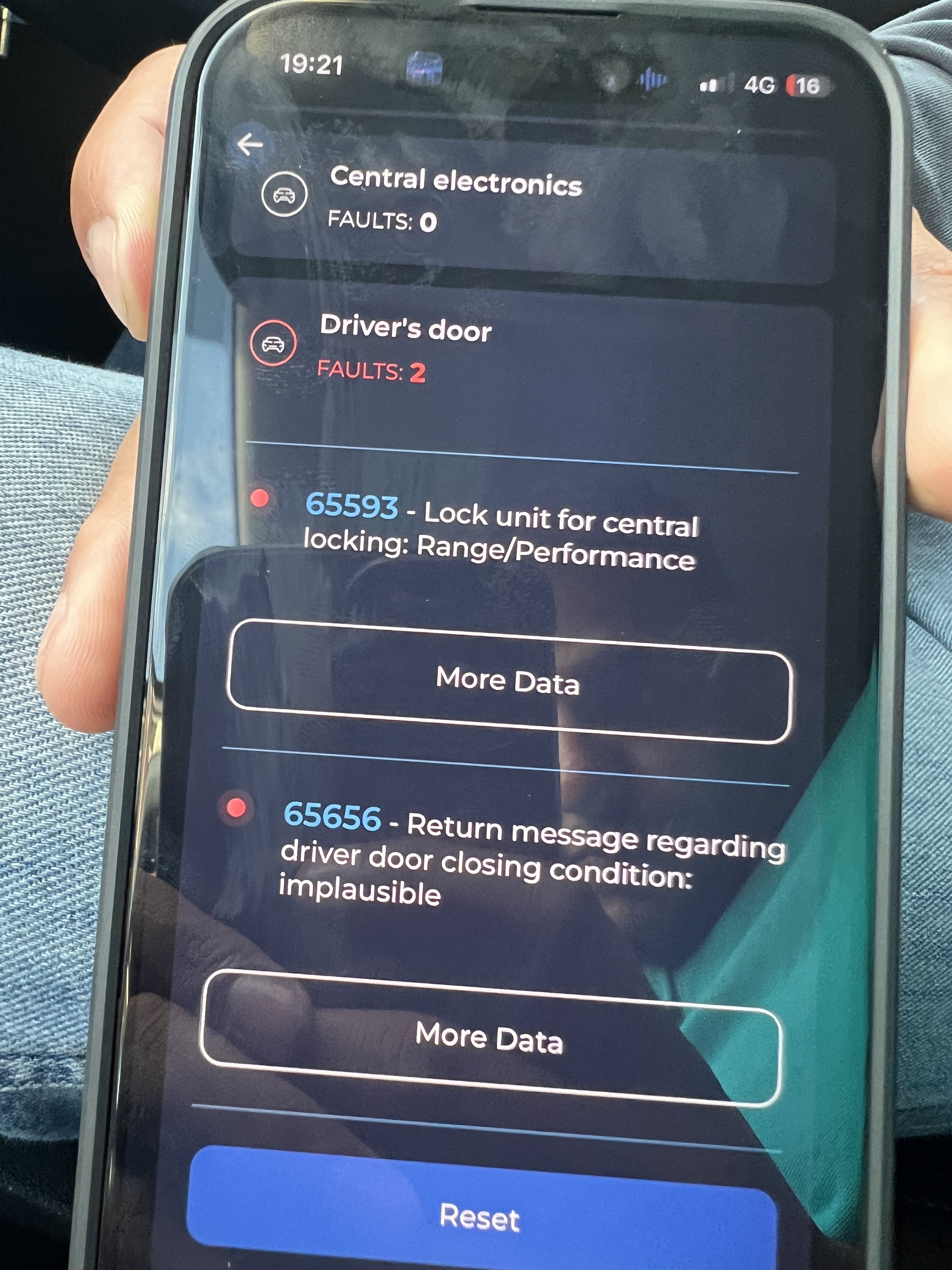 2018 Skoda Octavia central locking fault - Skoda Octavia Mk3 (2013 ...