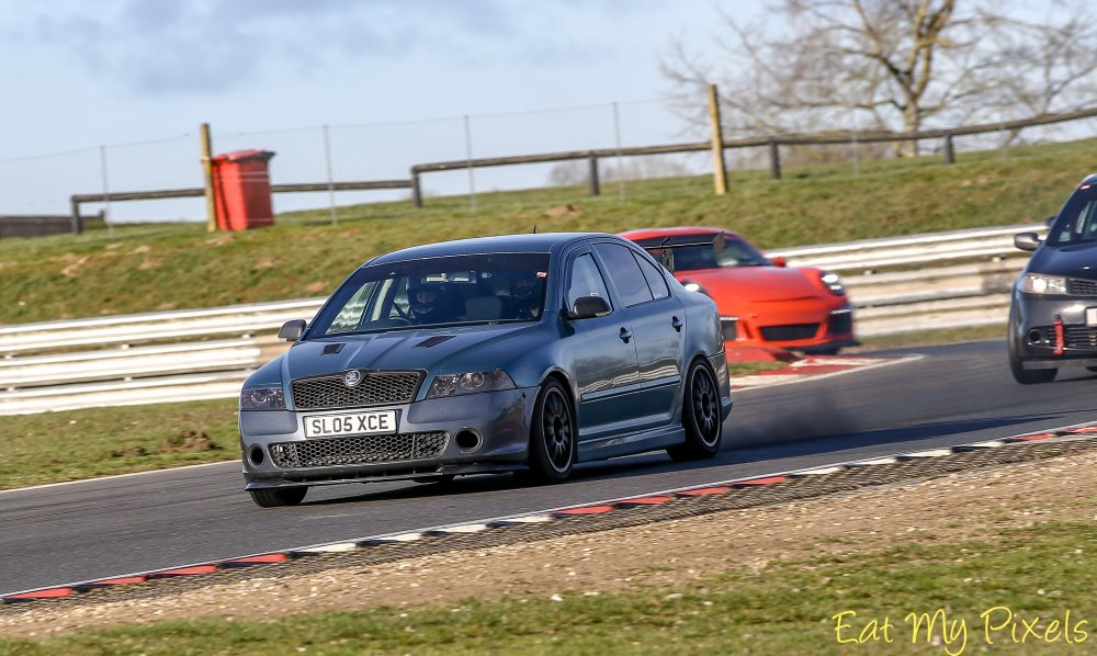 Darkside tuned BKD 2.0tdi Skoda Octaiva - 2005 - Breaking cars - BRISKODA