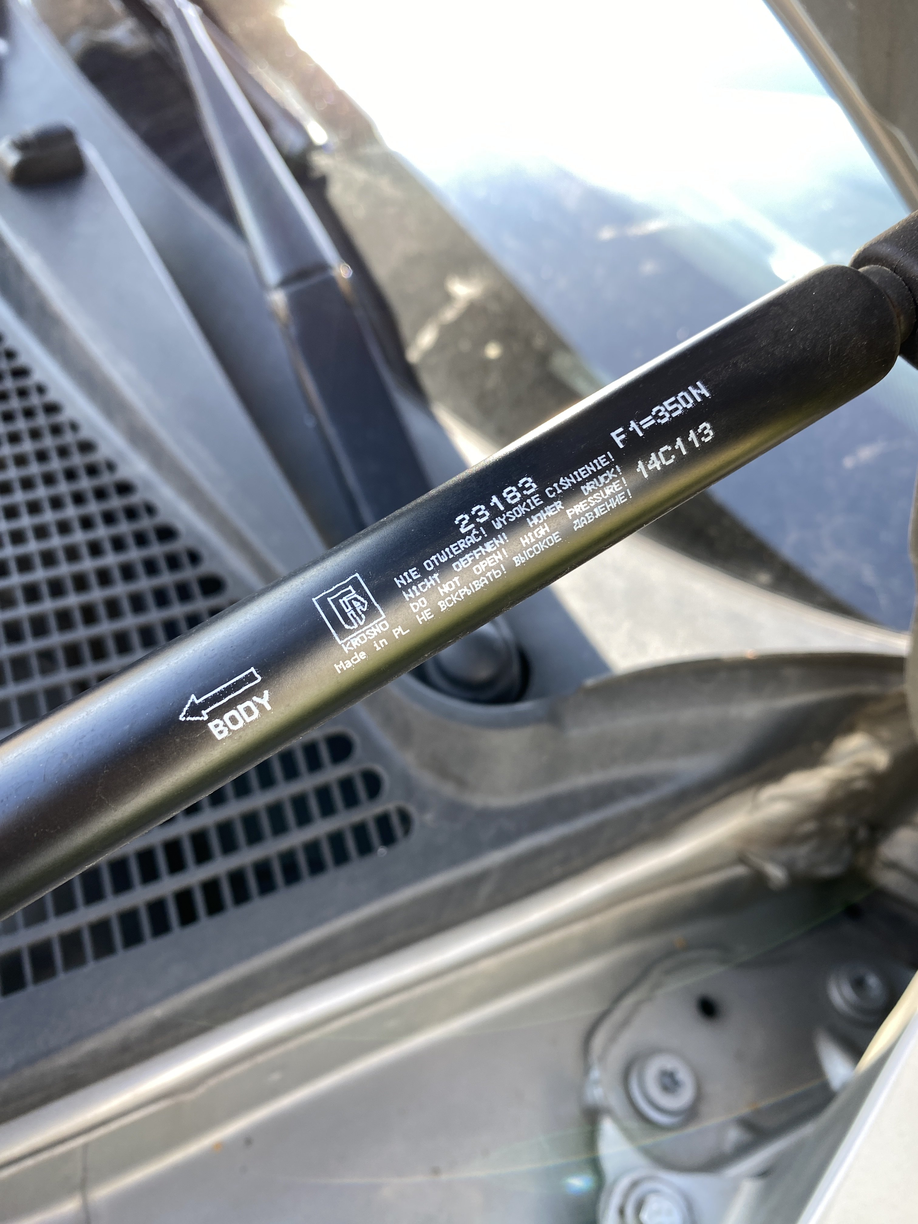 Engine bay foam ends - Skoda Octavia Mk3 (2013 - 2020) - BRISKODA