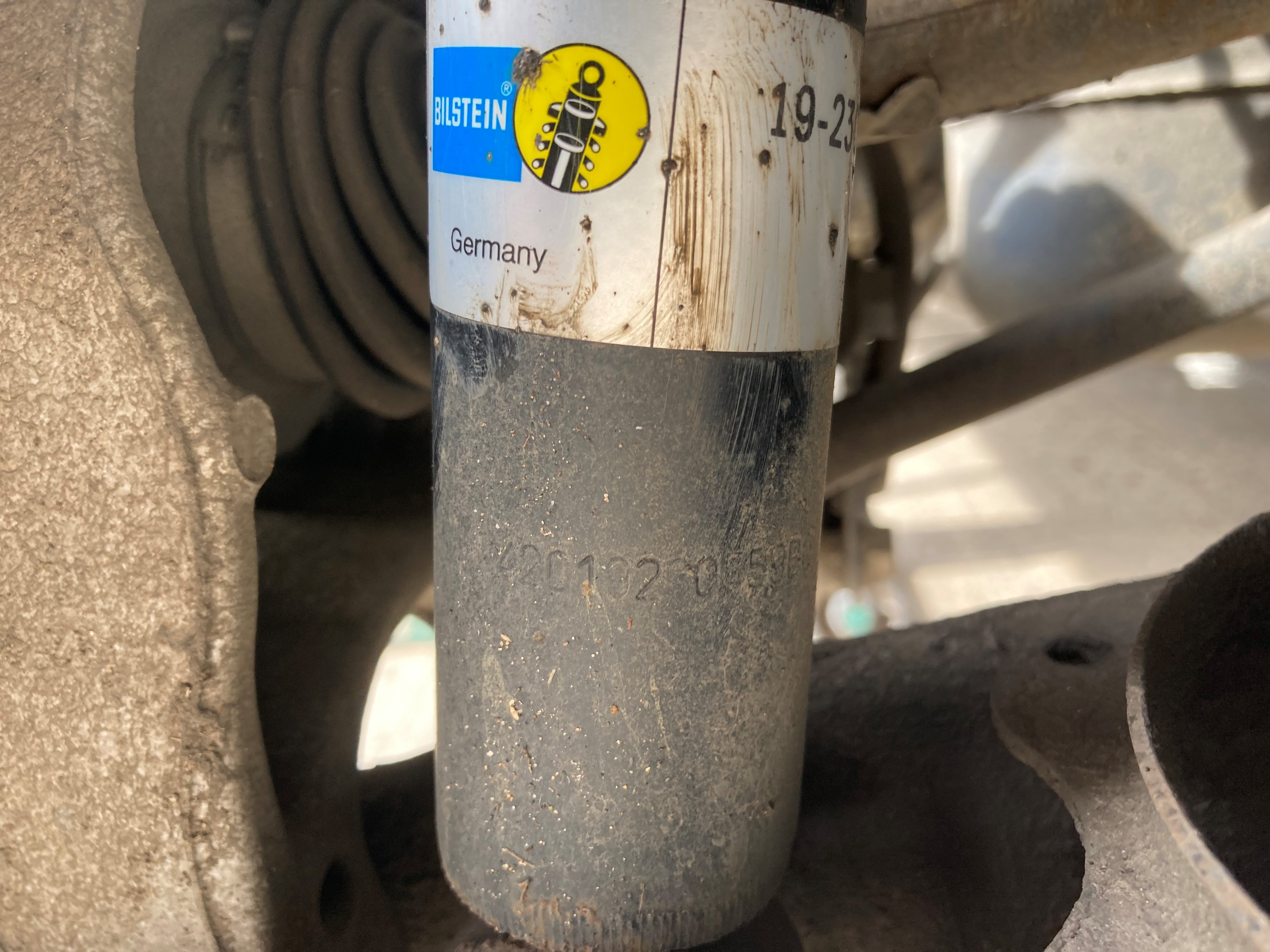 Rear shockers - Skoda Superb Mk3 (2015 - 2023) - BRISKODA