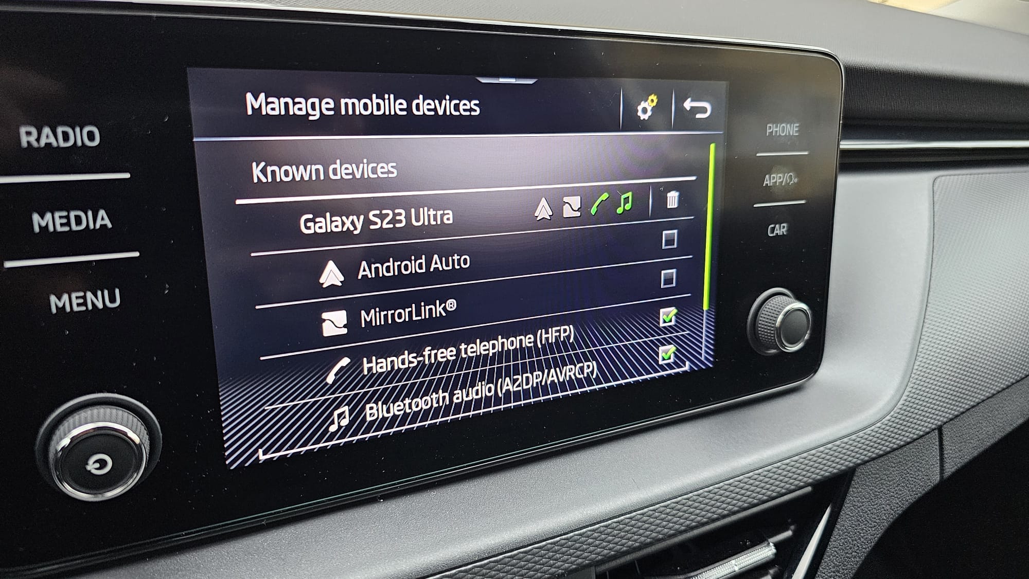 Samsung Galaxy S22 series failes to connect to Android Auto - Škoda ...
