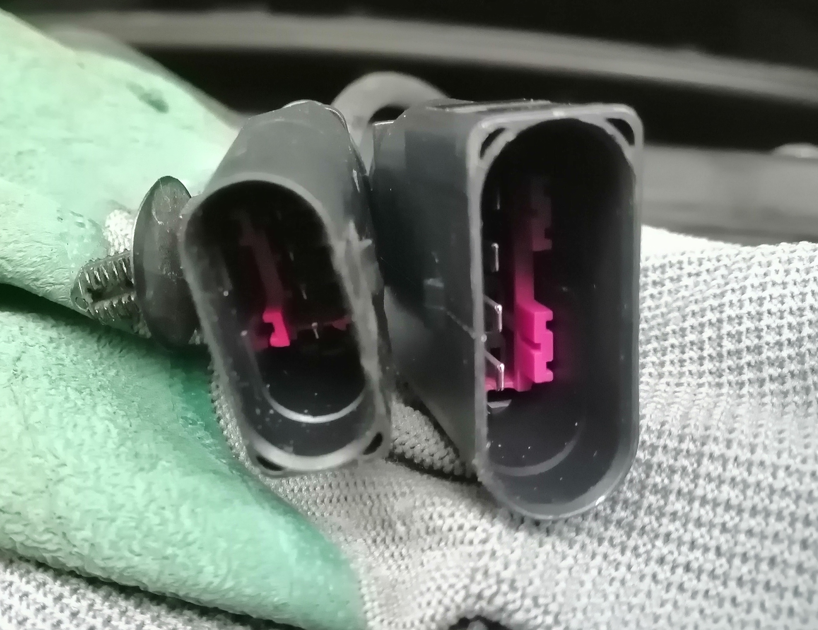 Engine Warning Light - Oxygen sensor suspected - Skoda Fabia Mk2 (2007 ...