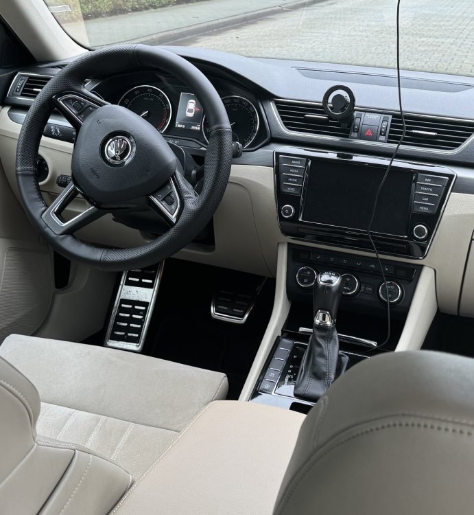 Mib 2 high and 2.5 high SW update - Skoda Superb Mk III (2015 - 2023 ...