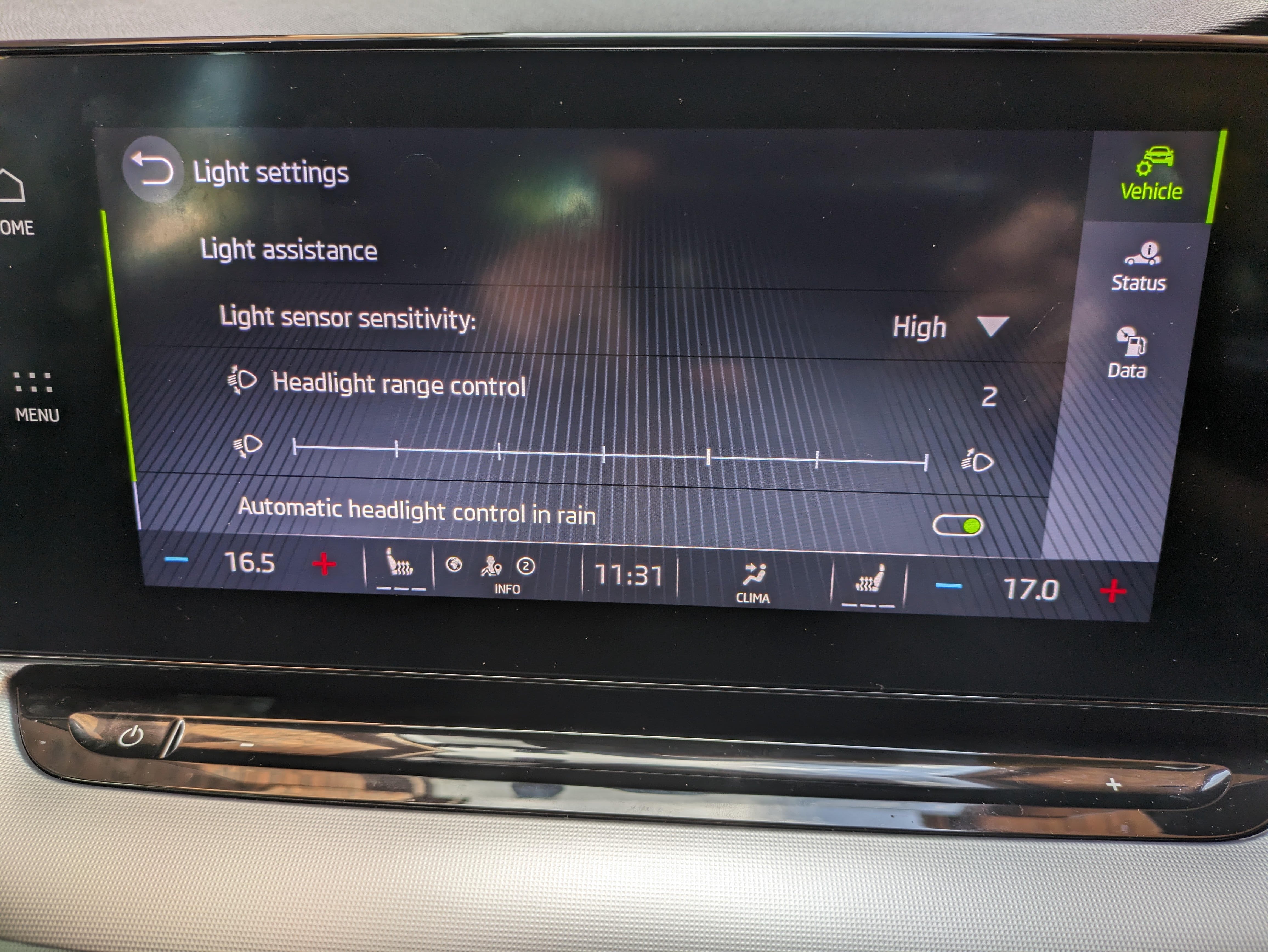 High Beam Control (Light Assist) - Skoda Octavia Mk4 (2020 > ) - BRISKODA