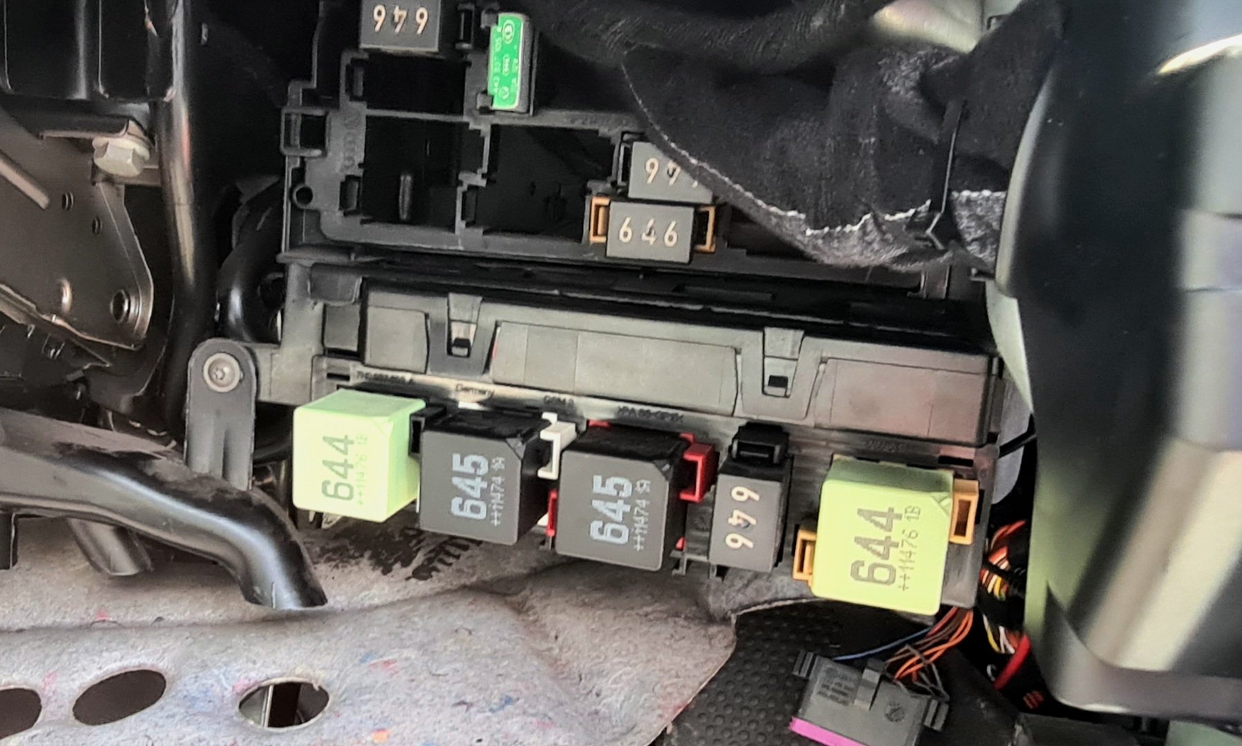 Remote Central Locking - Skoda Octavia Mk2 (2004 - 2013) - BRISKODA