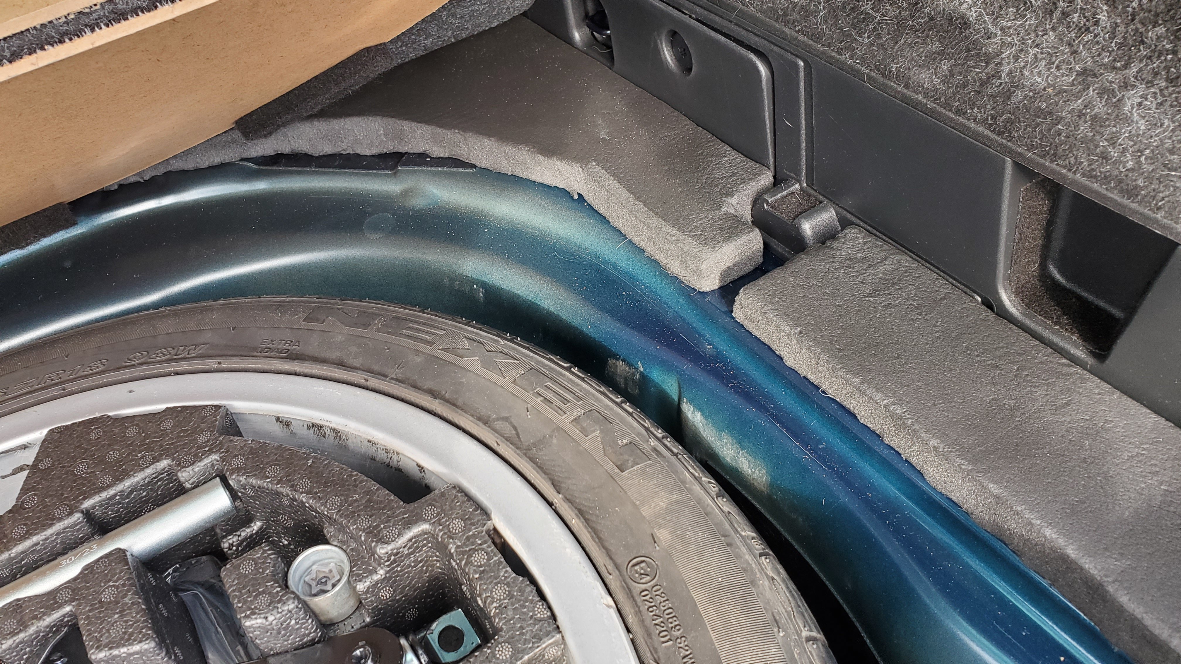 Full Size Spare Tyre/ Boot Lip Trim Removal - Skoda Superb Mk3 (2015 ...