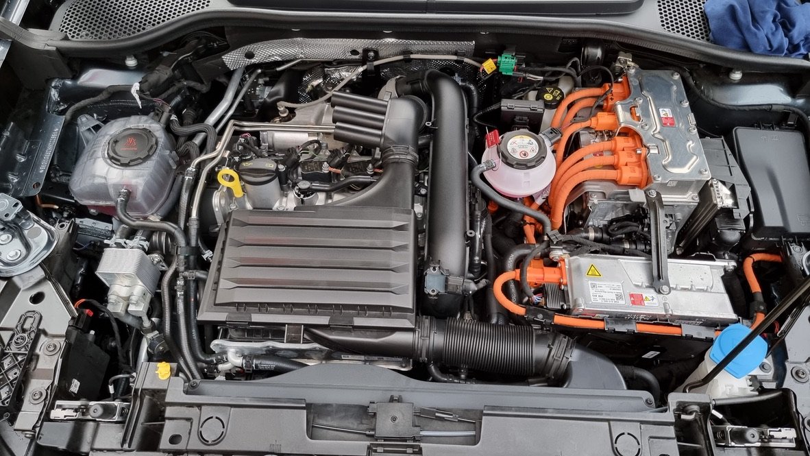 What does your engine look like? - Skoda Octavia Mk4 (2020 > ) - BRISKODA