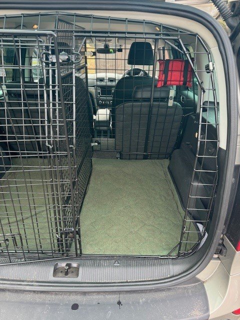 NOW SOLD - Skoda Yeti Custom Boot Floor and Dog Guard / Tailgate Guard ...