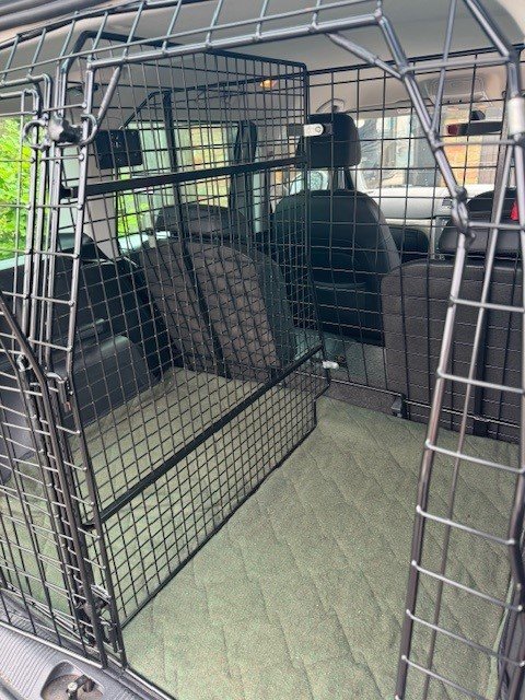 NOW SOLD - Skoda Yeti Custom Boot Floor and Dog Guard / Tailgate Guard ...