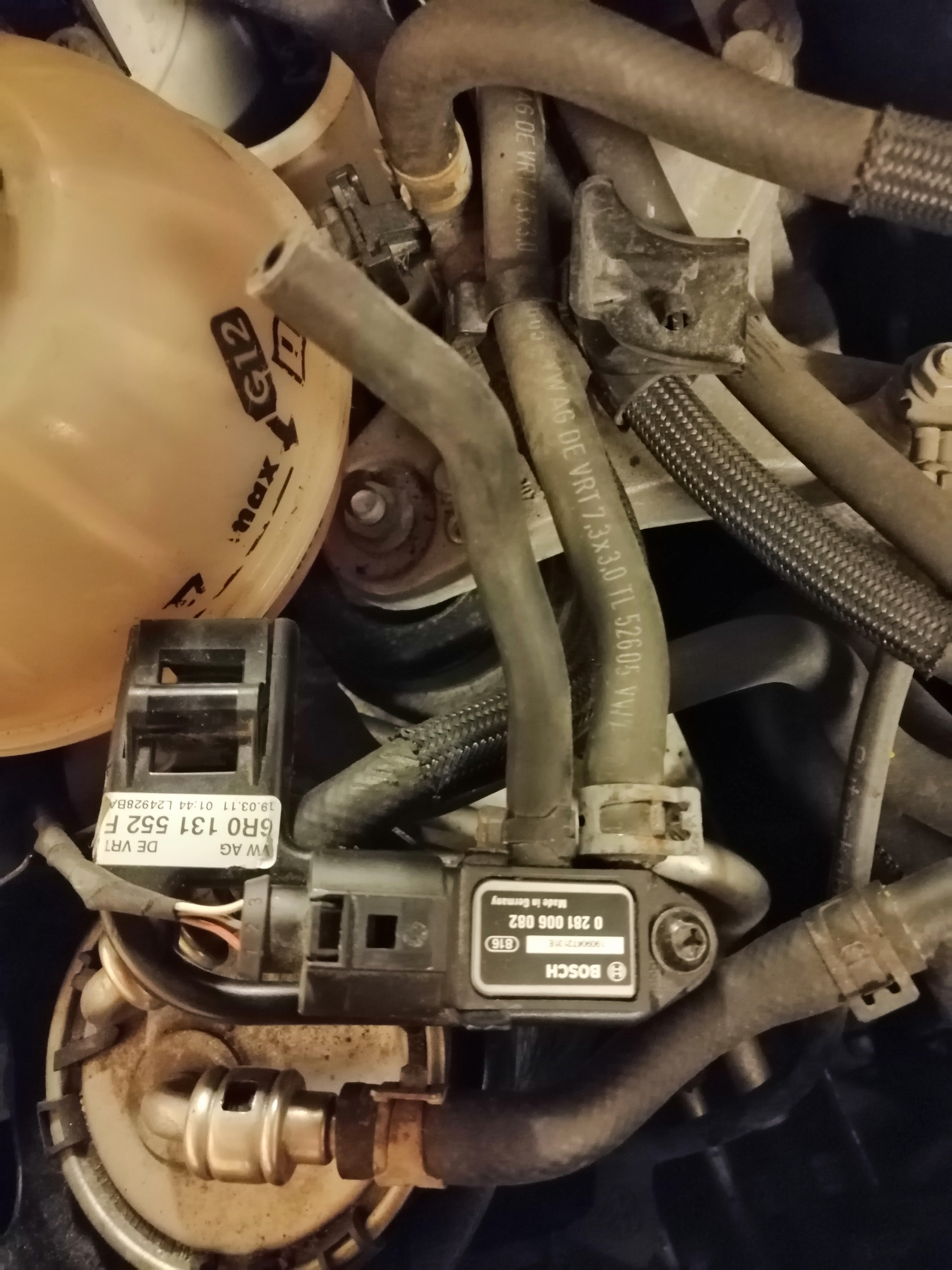 Exhaust Pressure Sensor - Hose query? - Skoda Fabia Mk2 (2007-2014 ...