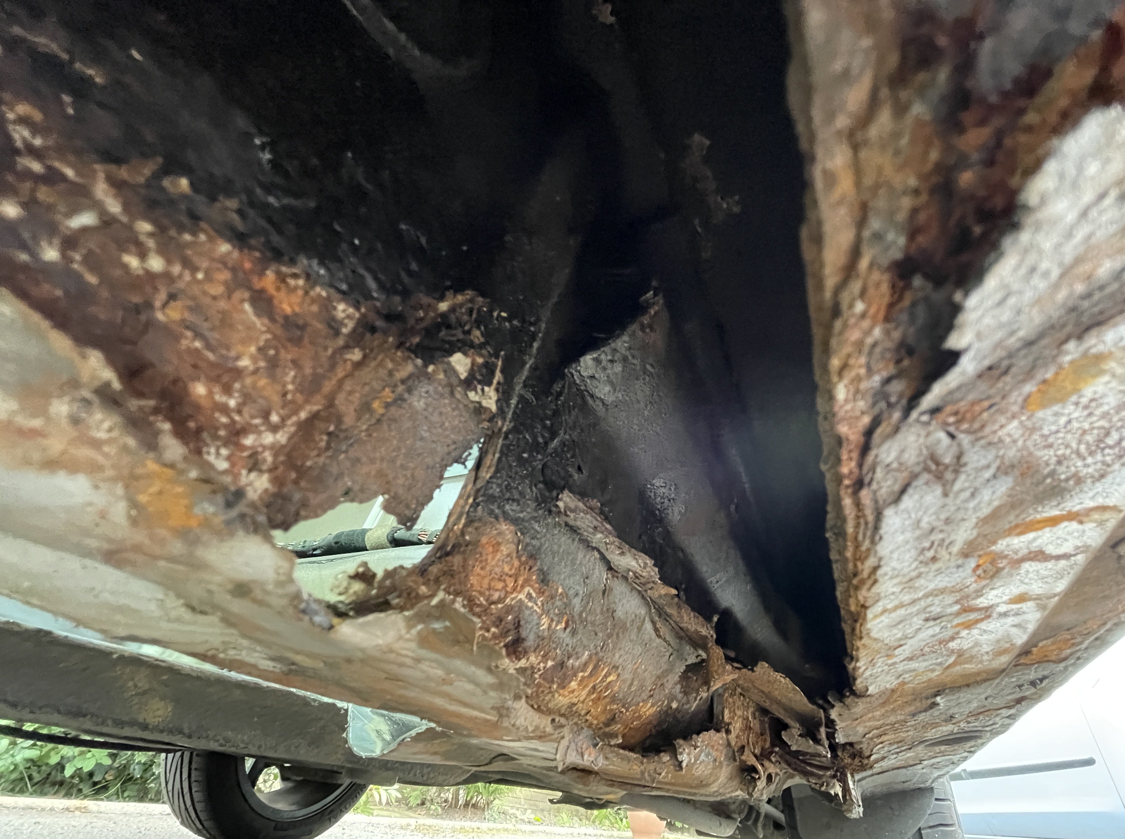 Rusted out sills - Skoda Fabia Mk1 (1999-2007) - BRISKODA