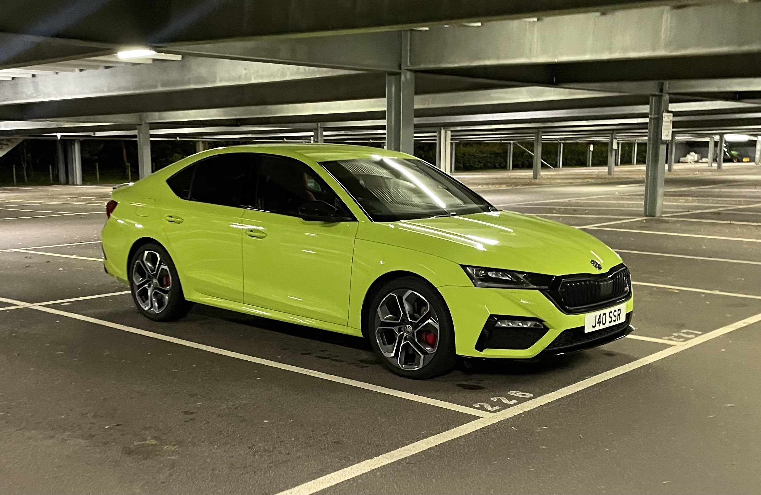 Who's got Hyper / Mamba Green VRS? - Skoda Octavia Mk4 (2020 > ) - BRISKODA