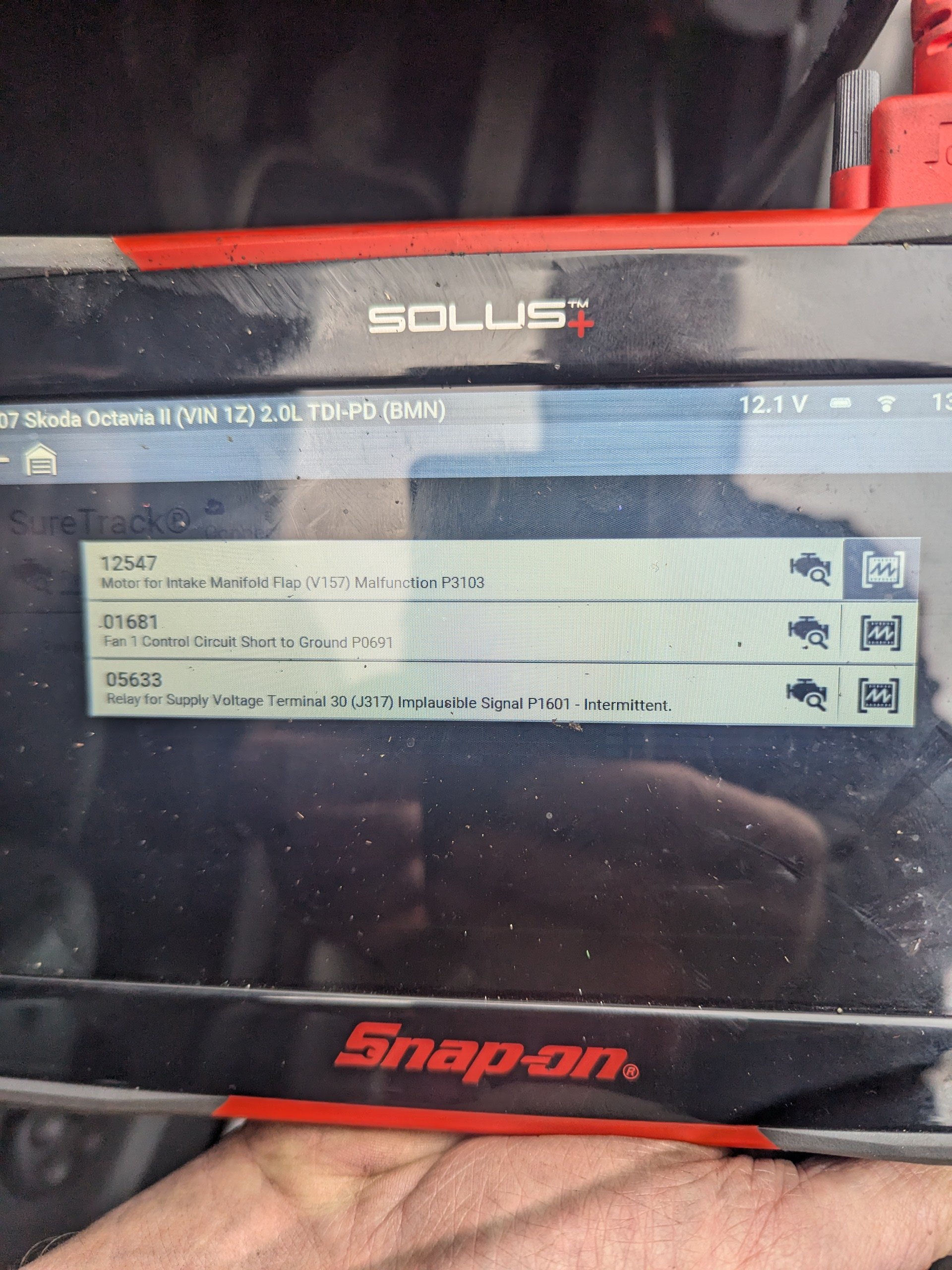 Engine Management and Hot Plug warning lights. - Skoda Octavia Mk2 ...