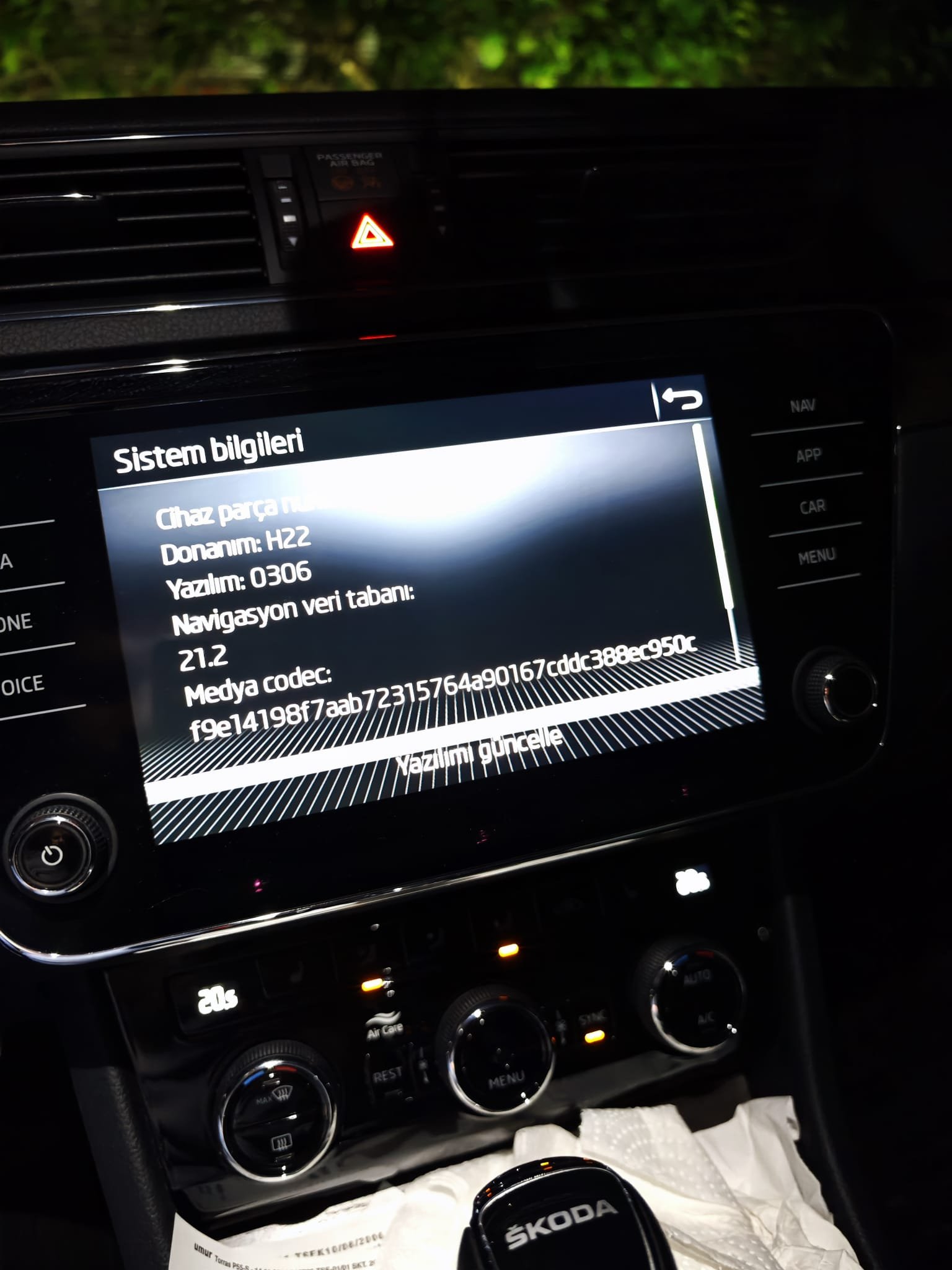 skoda superb navigation function out of service 2022 superb 1.5 tsi scout - Audio, Electronics ...